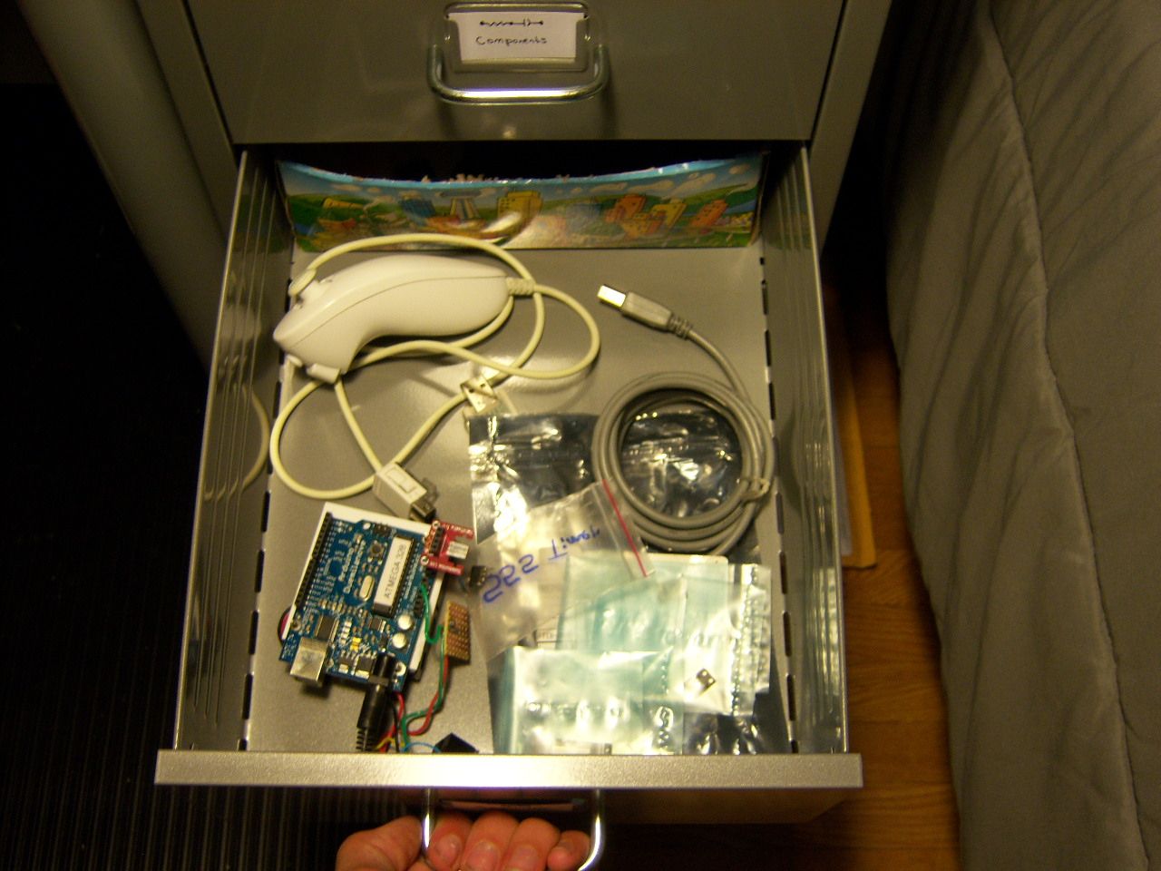 Easy Electronics Organization : 6 Steps - Instructables