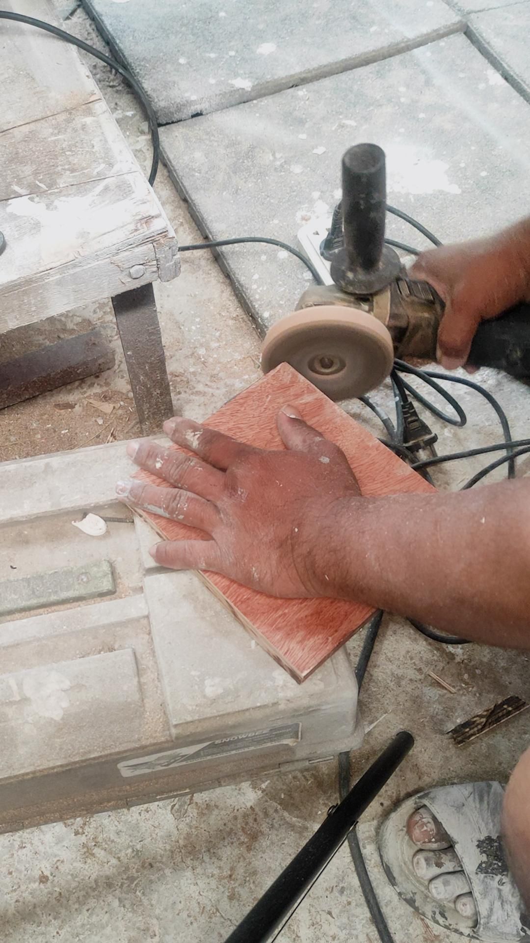 Homebrew PCB Shaker for Etching Using an Old DVD Rom! : 8 Steps (with ...