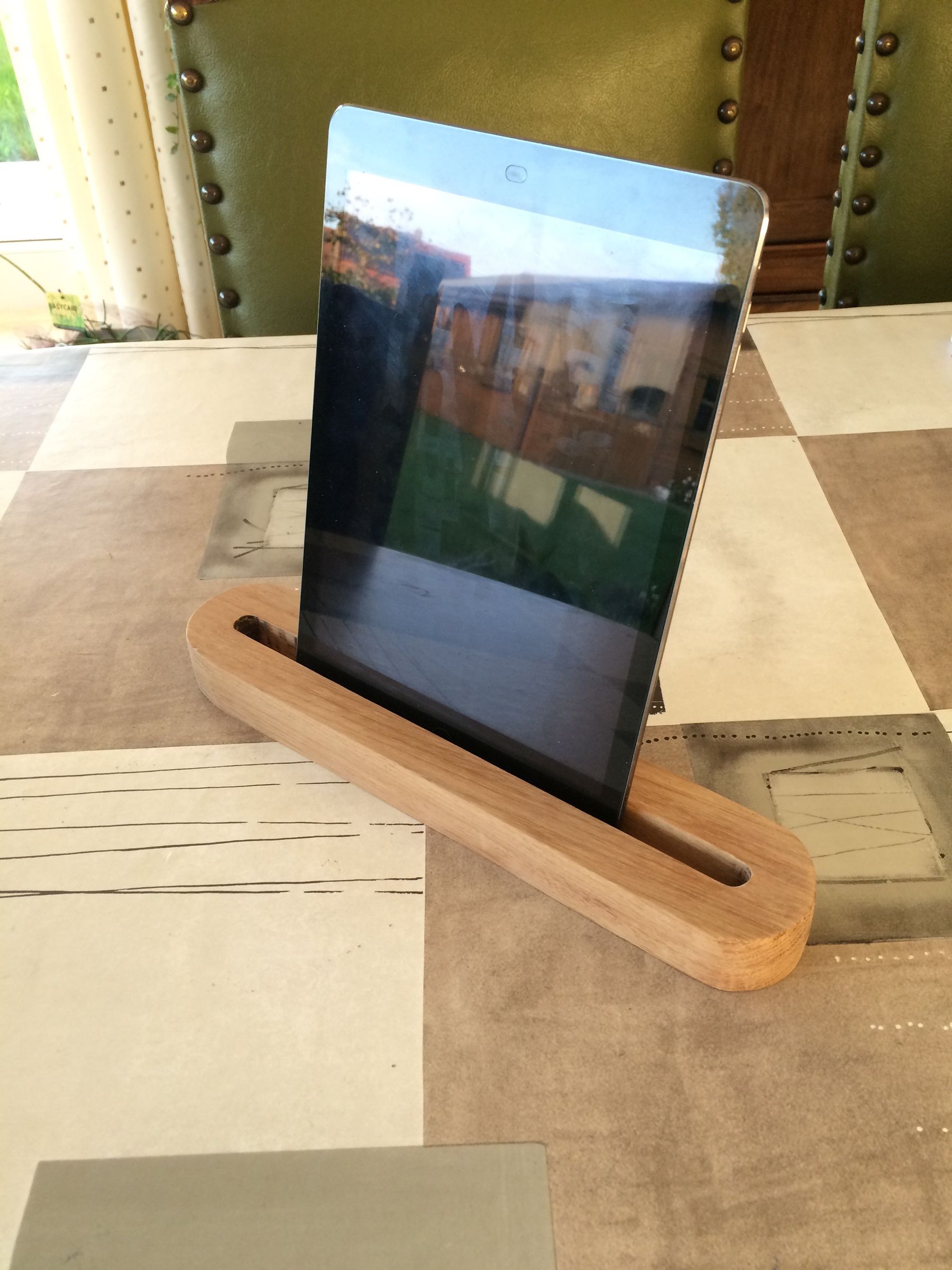 Wooden Tablet Stand : 8 Steps - Instructables