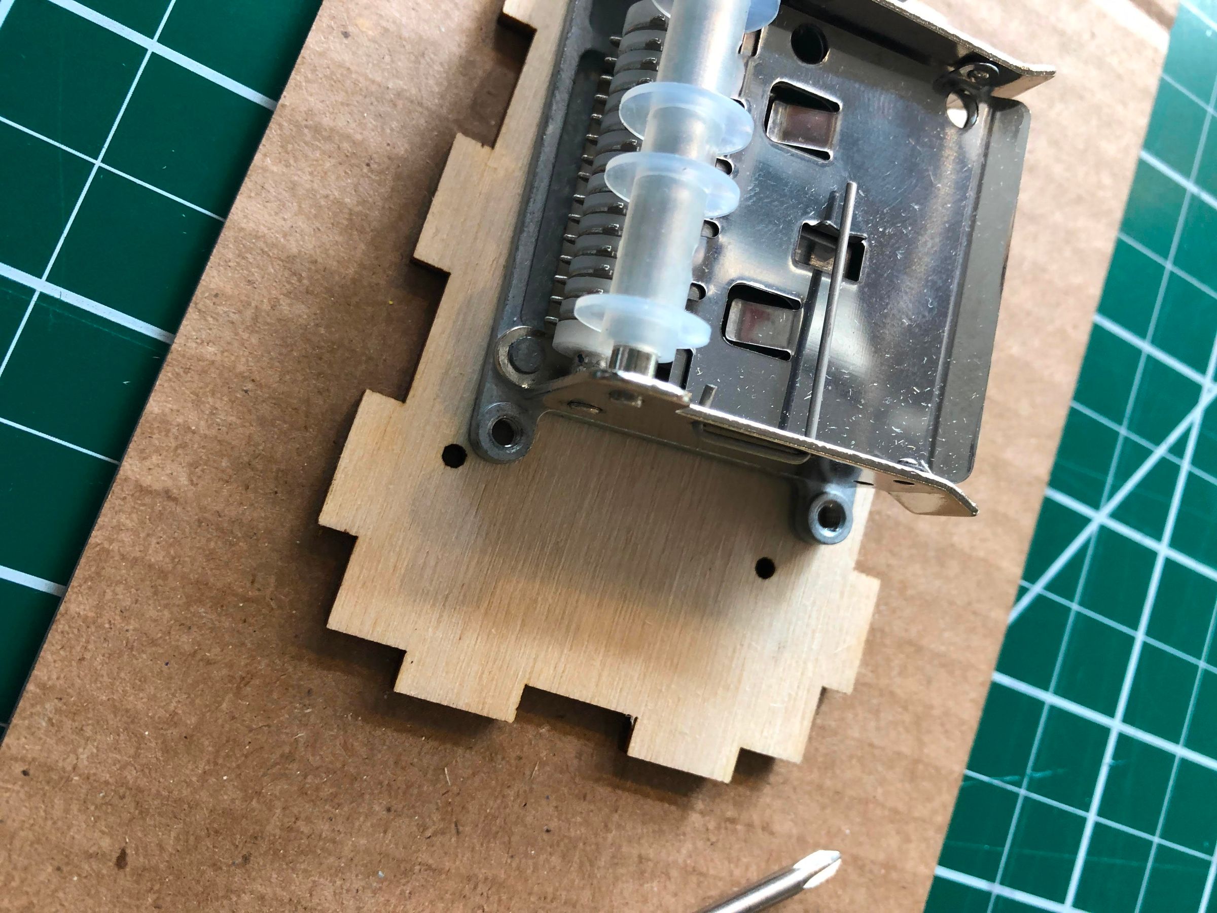 Laser Cut Music Box for Custom Composition : 6 Steps - Instructables