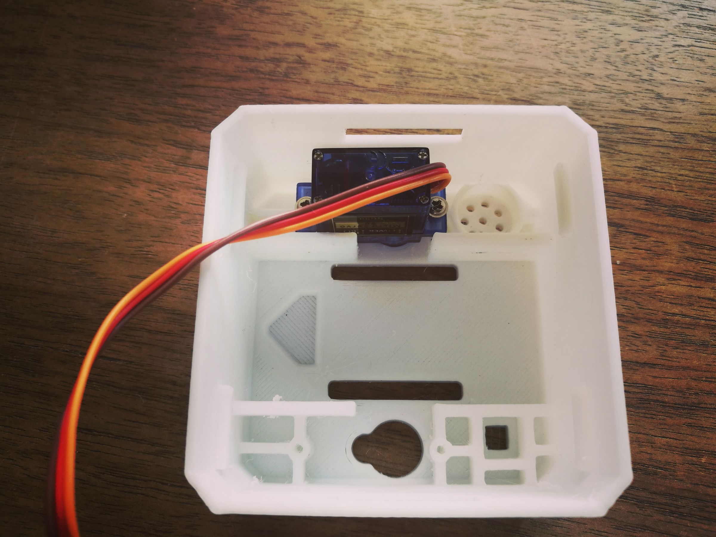 DIY Cardboard Dancing Robot : 9 Steps (with Pictures) - Instructables