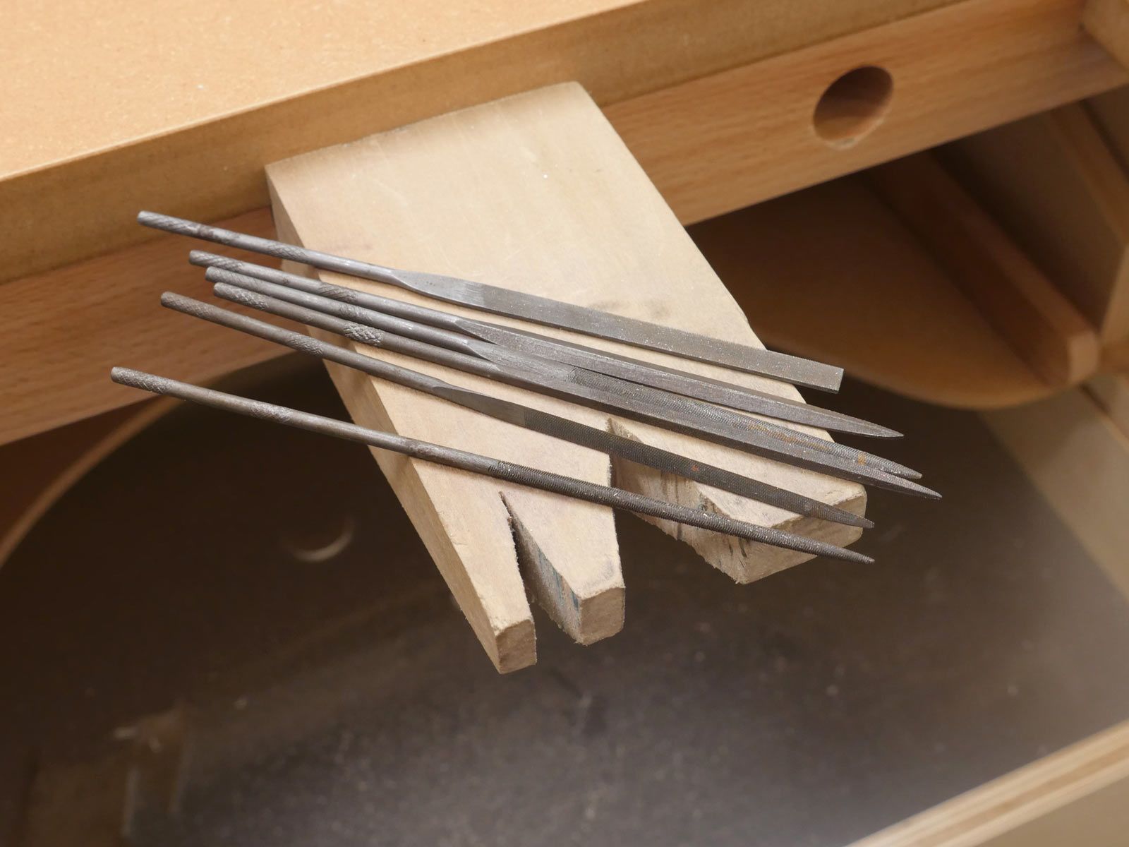 Jewelry Class: Piercing Sheet Metal : 7 Steps - Instructables