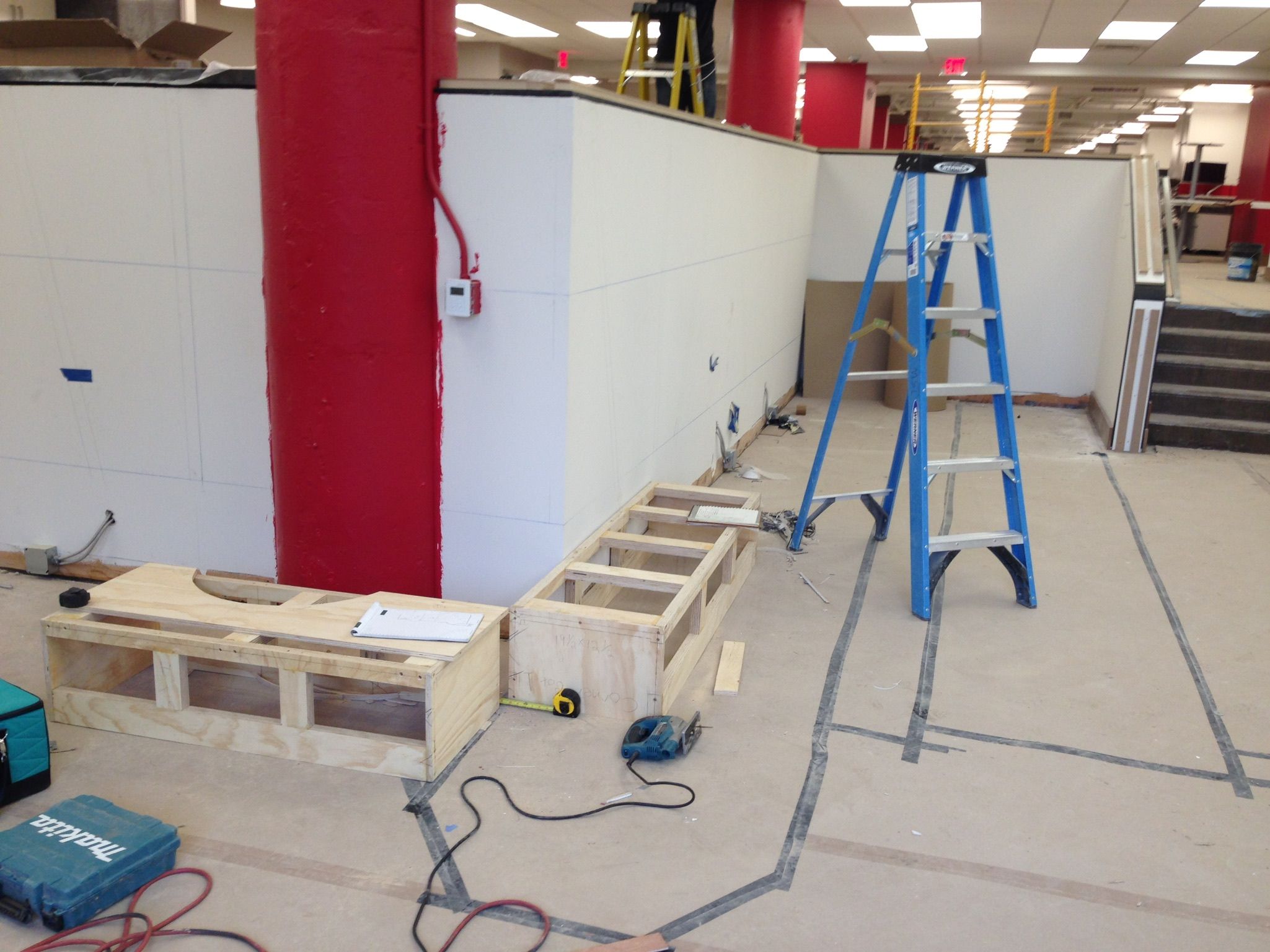 Cafeteria Banquette Seating (booth Seats) : 9 Steps (with Pictures ...