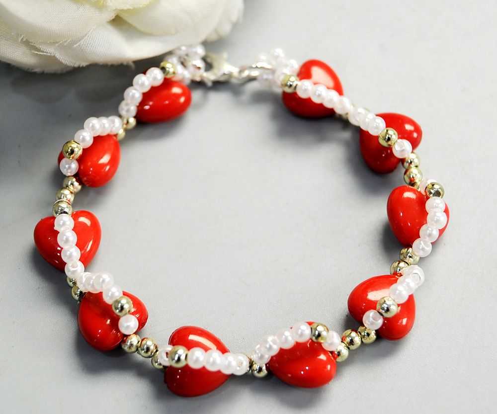 Beebeecraft Tutorials on Making Red Heart Bracelet : 3 Steps ...