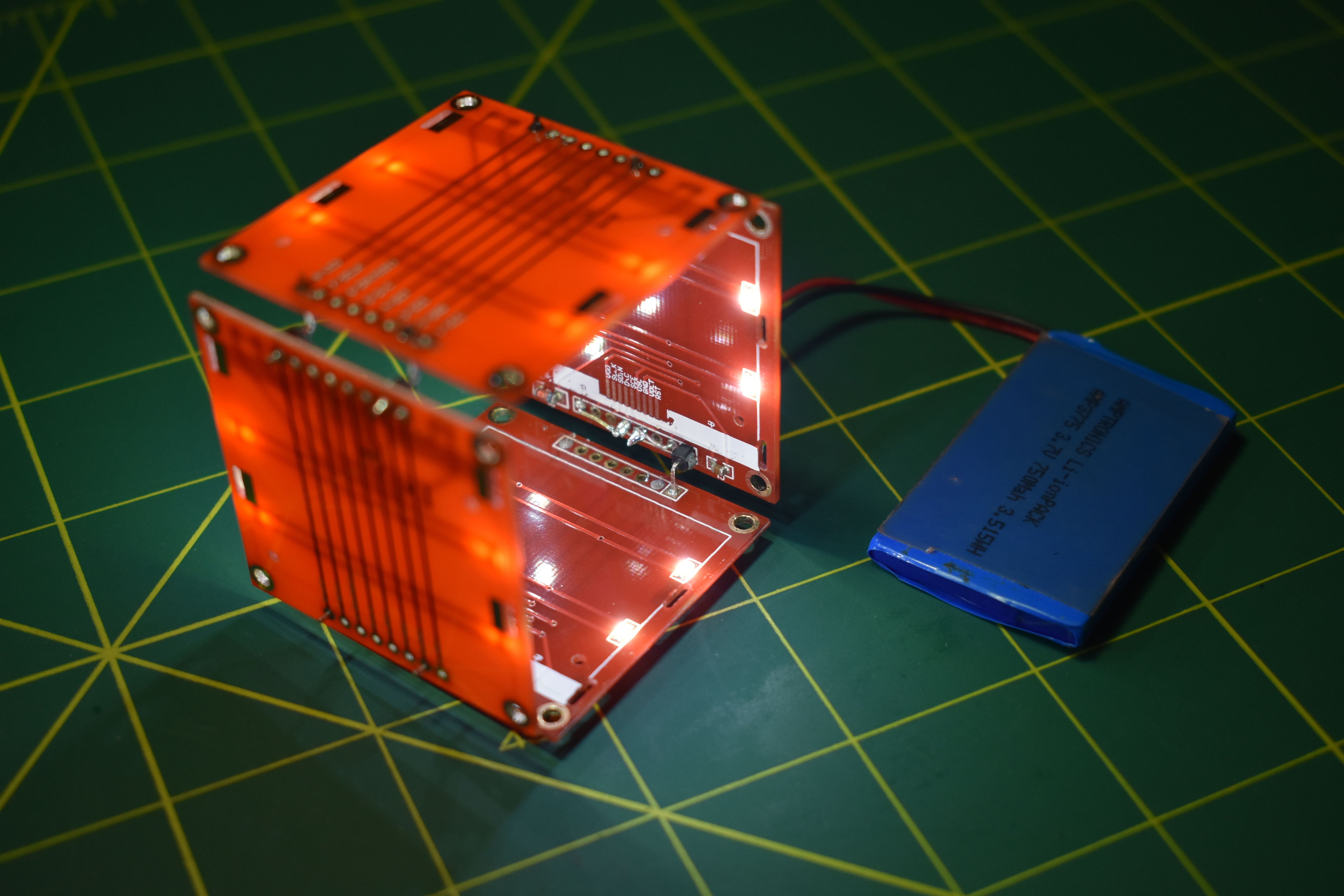 PCB Table Lamp : 7 Steps (with Pictures) - Instructables