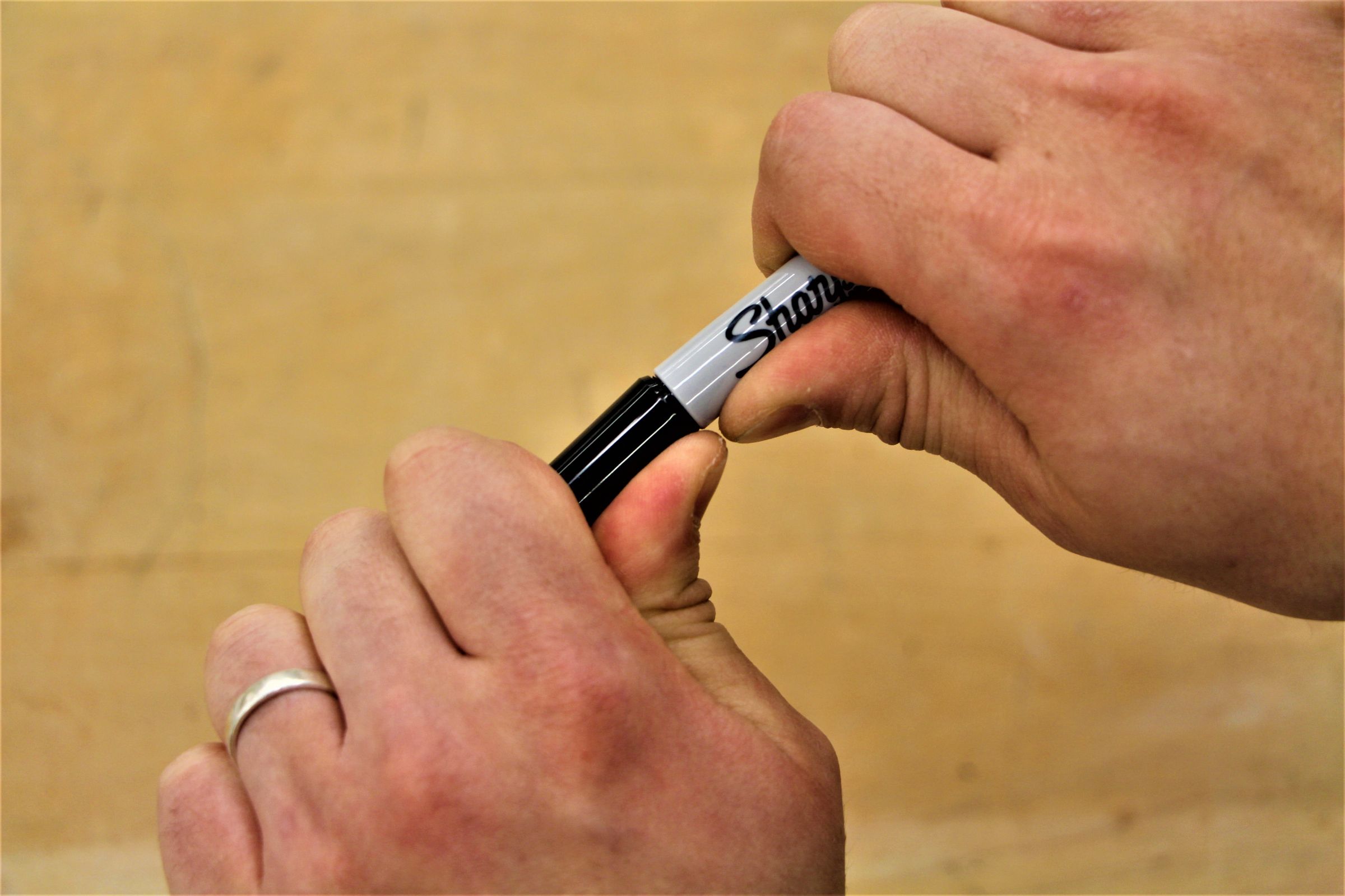 Ultra Fine Sharpie EDC : 6 Steps (with Pictures) - Instructables