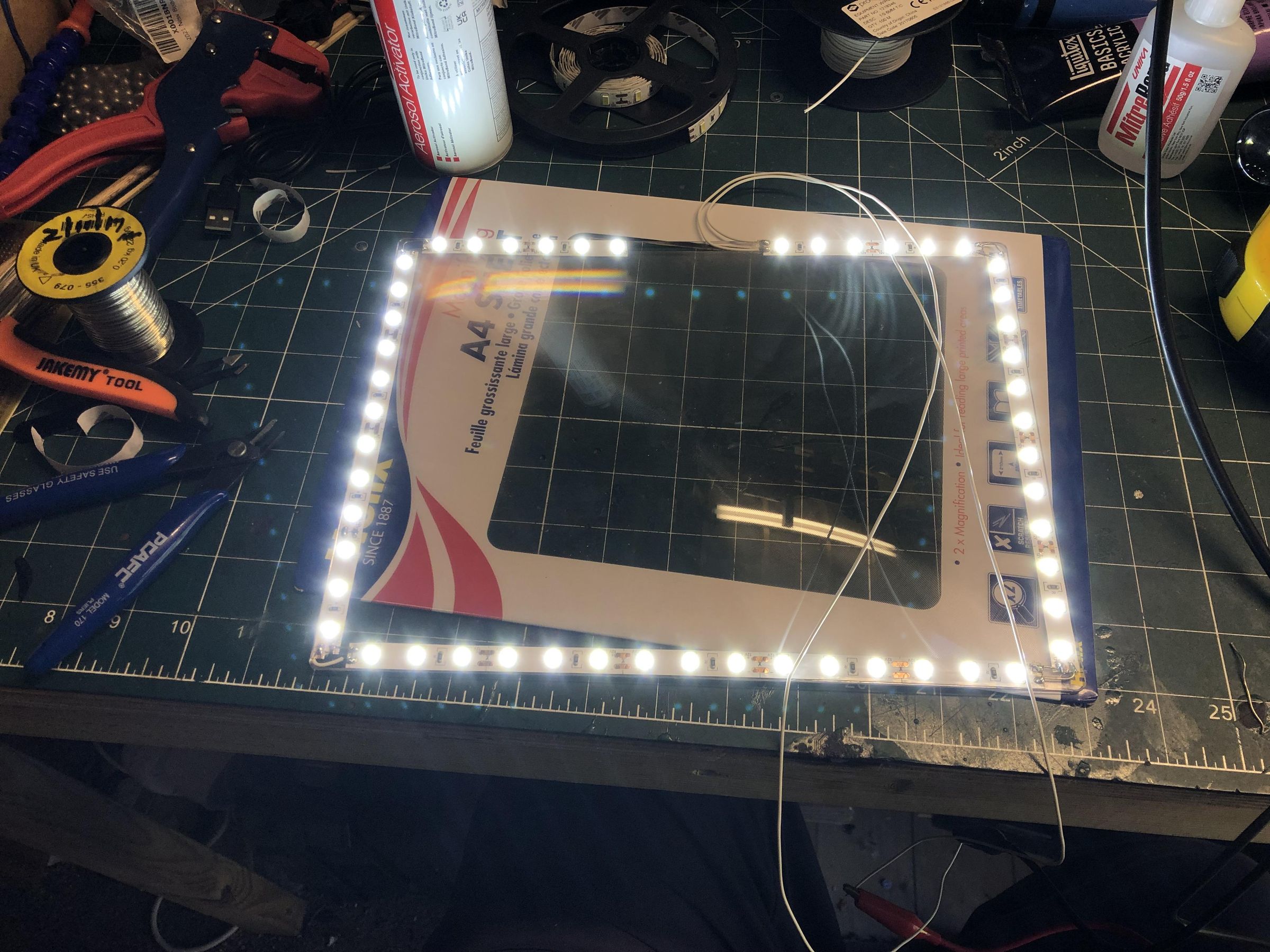 Ultimate Soldering Helping Hands LED Light With A4 Sheet Magnifier ...