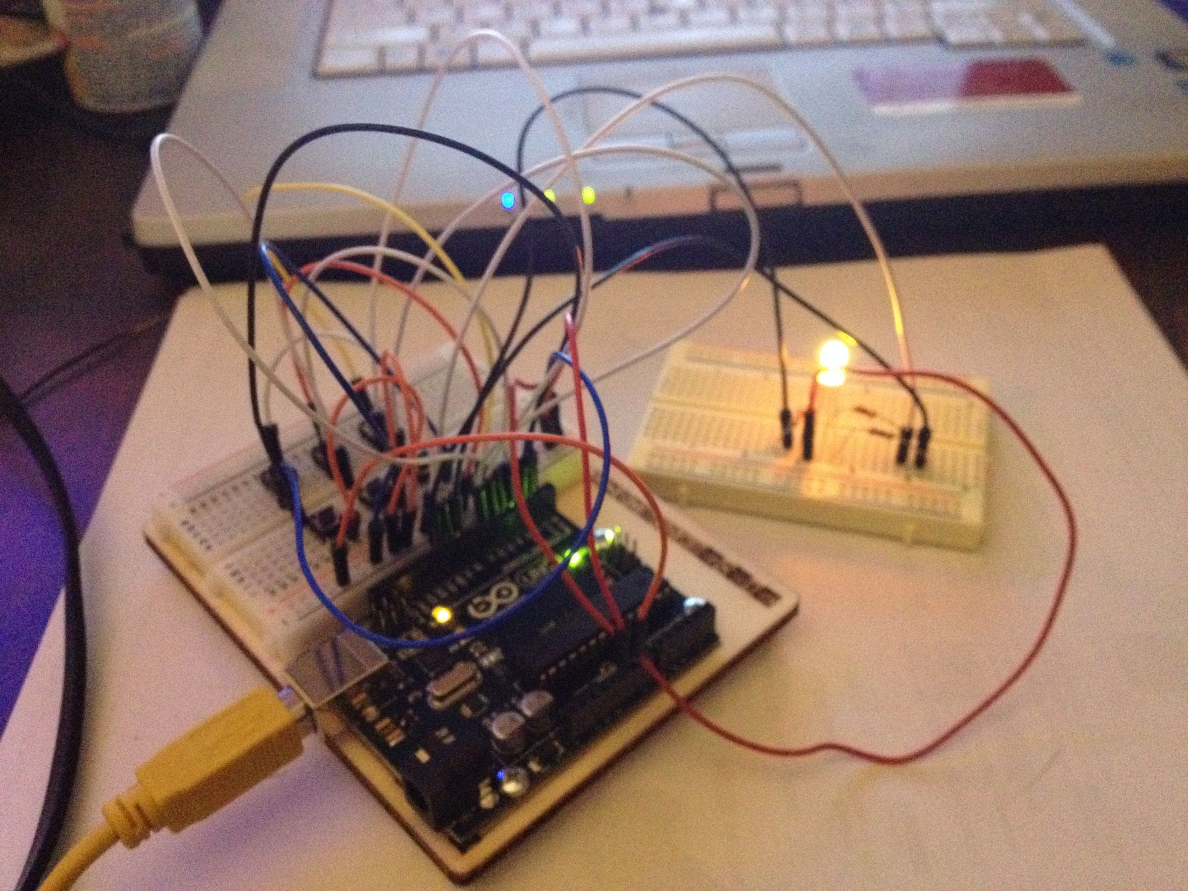 6 Button RGB Controller. : 4 Steps (with Pictures) - Instructables