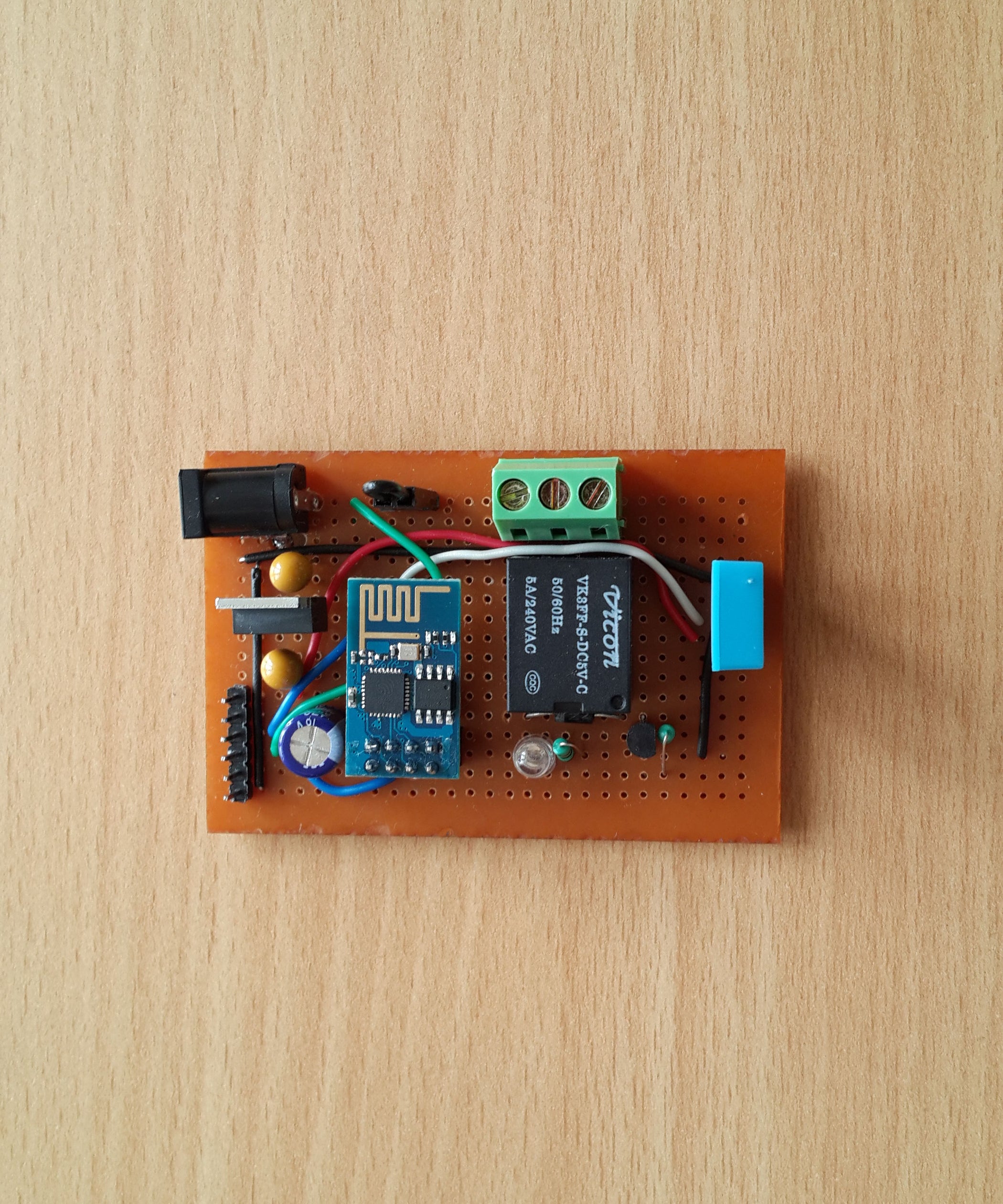 Esp8266 Nodemcu Thethingsio Mqtt Instructables