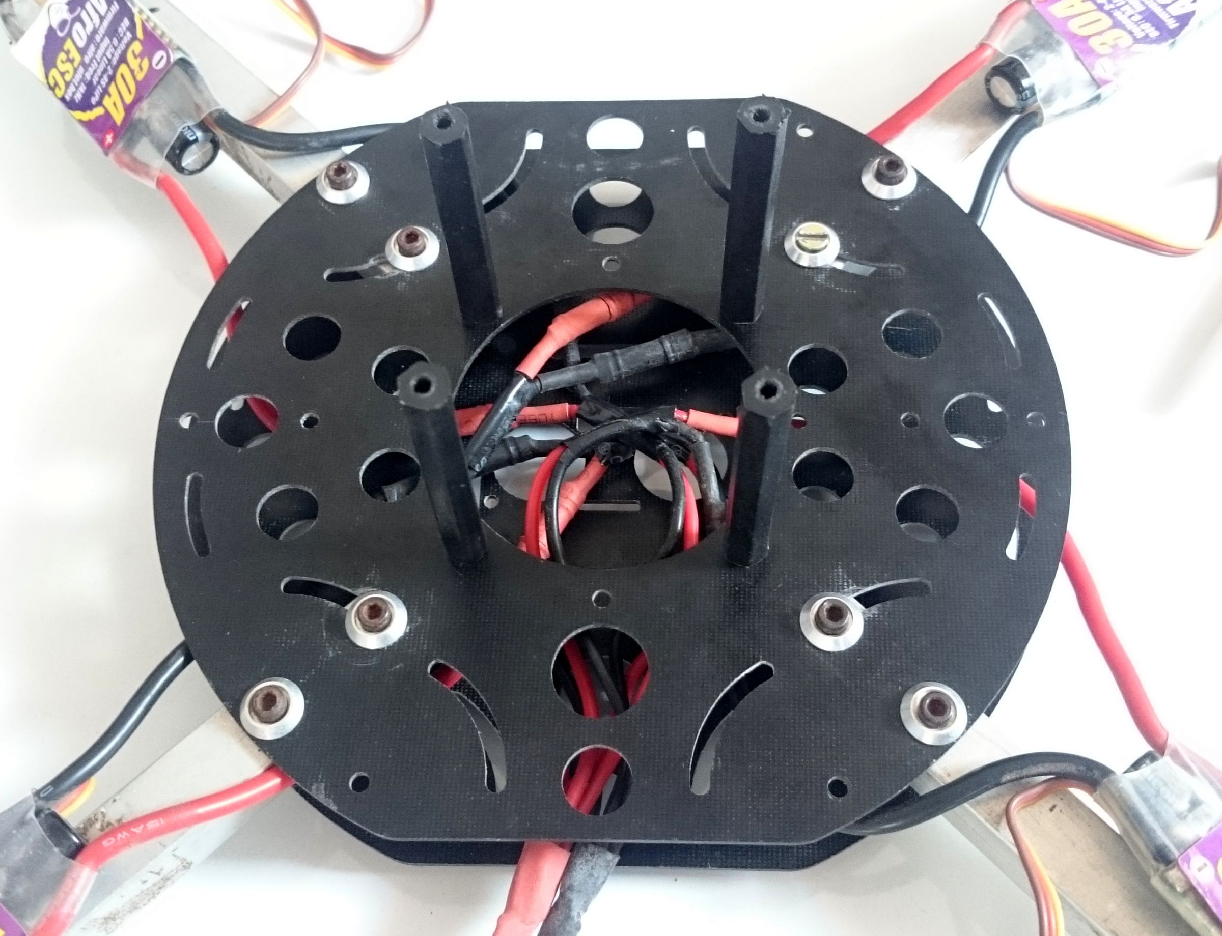 How to Build a Quadcoptor. (NTM 28-30S 800kV 300W and Arducopter APM 2. ...