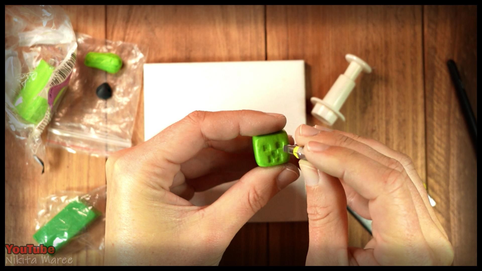 MINECRAFT Creeper Mini Figure : 24 Steps (with Pictures) - Instructables