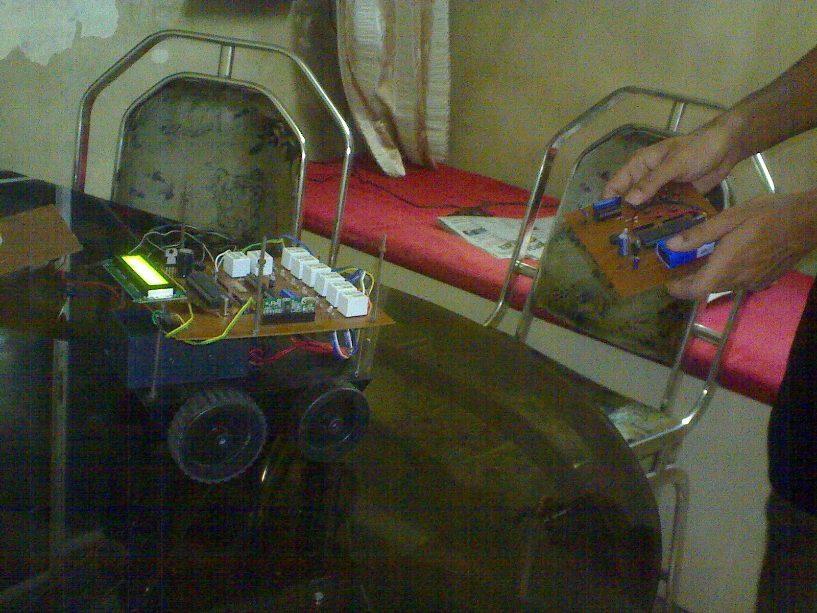 A Very Cost Effective ROBOT Using Microcontroller 89c51. : 6 Steps ...
