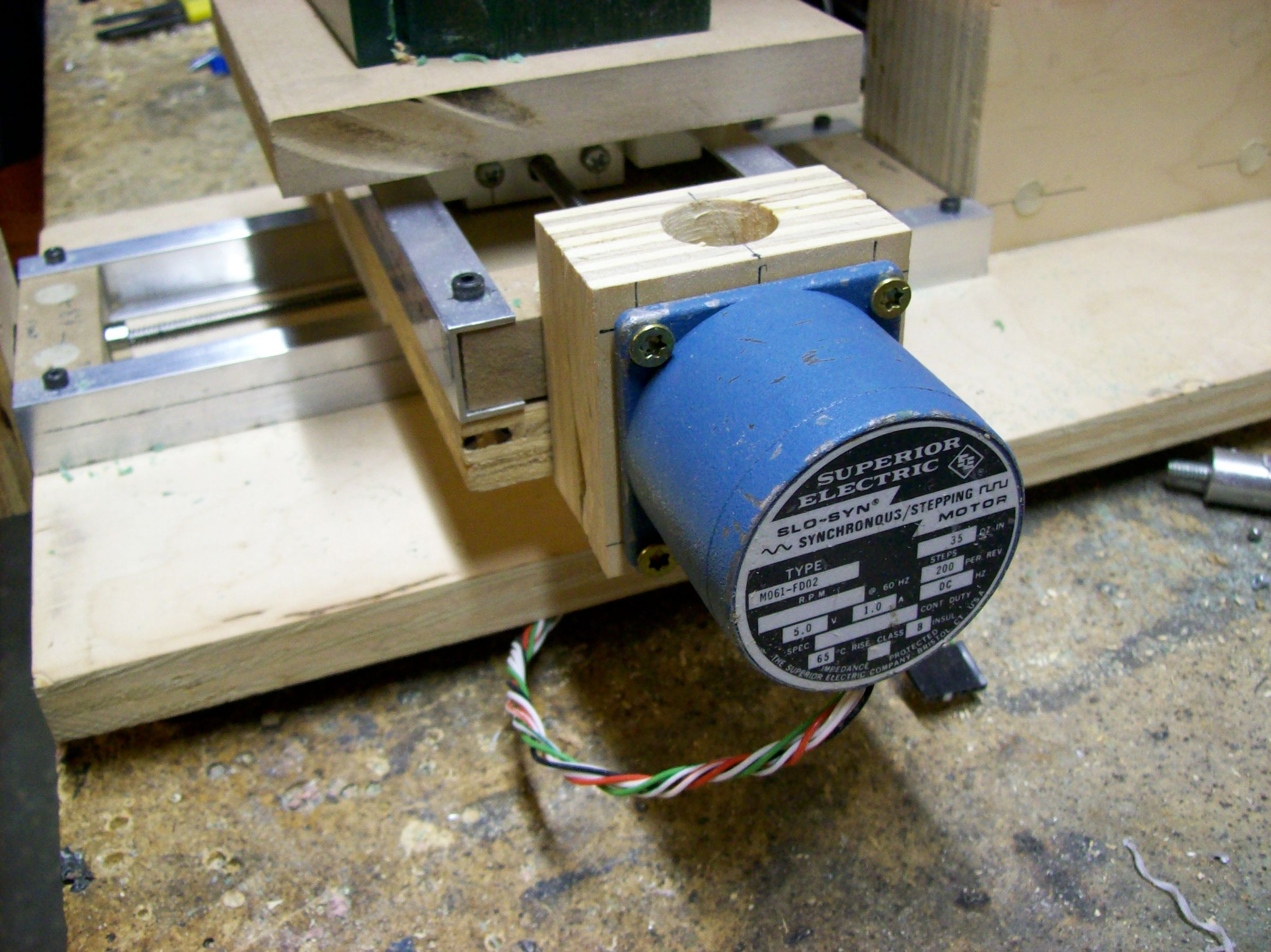 How to Make a Mini Milling Machine- Manual or CNC! : 14 Steps (with ...