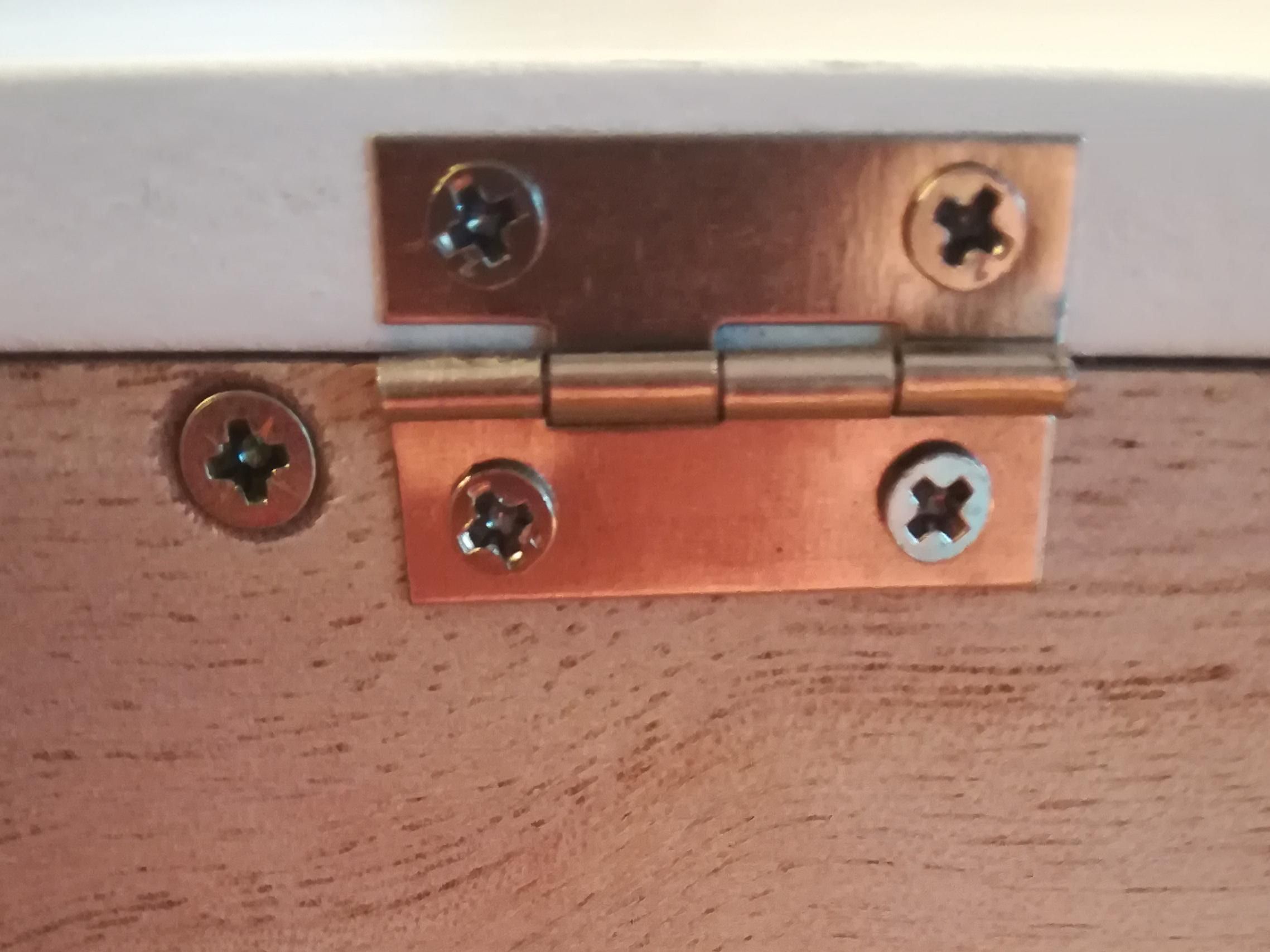 Useless Box With an Attitude : 8 Steps (with Pictures) - Instructables