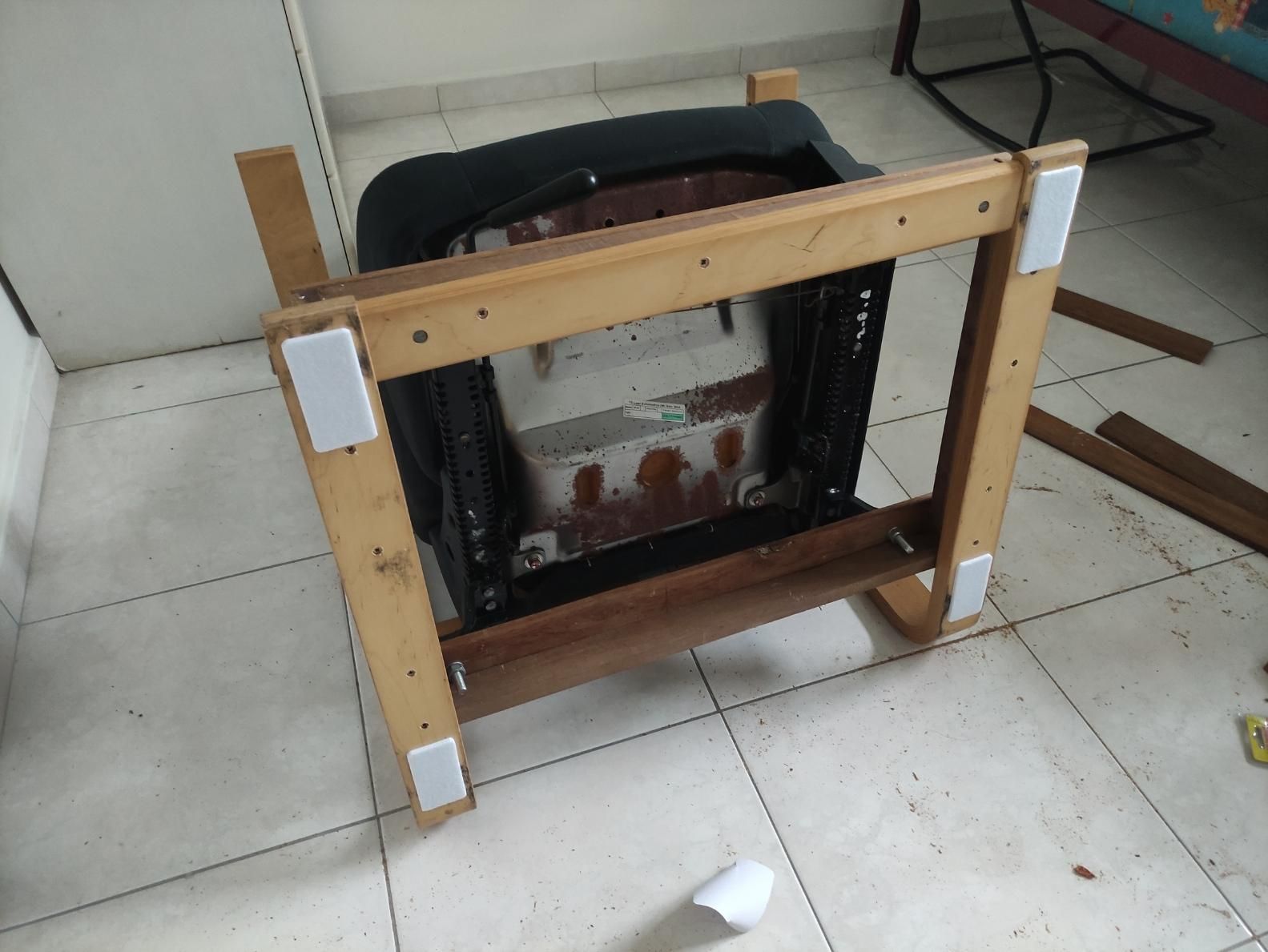 Simple Car Seat Couch : 5 Steps - Instructables
