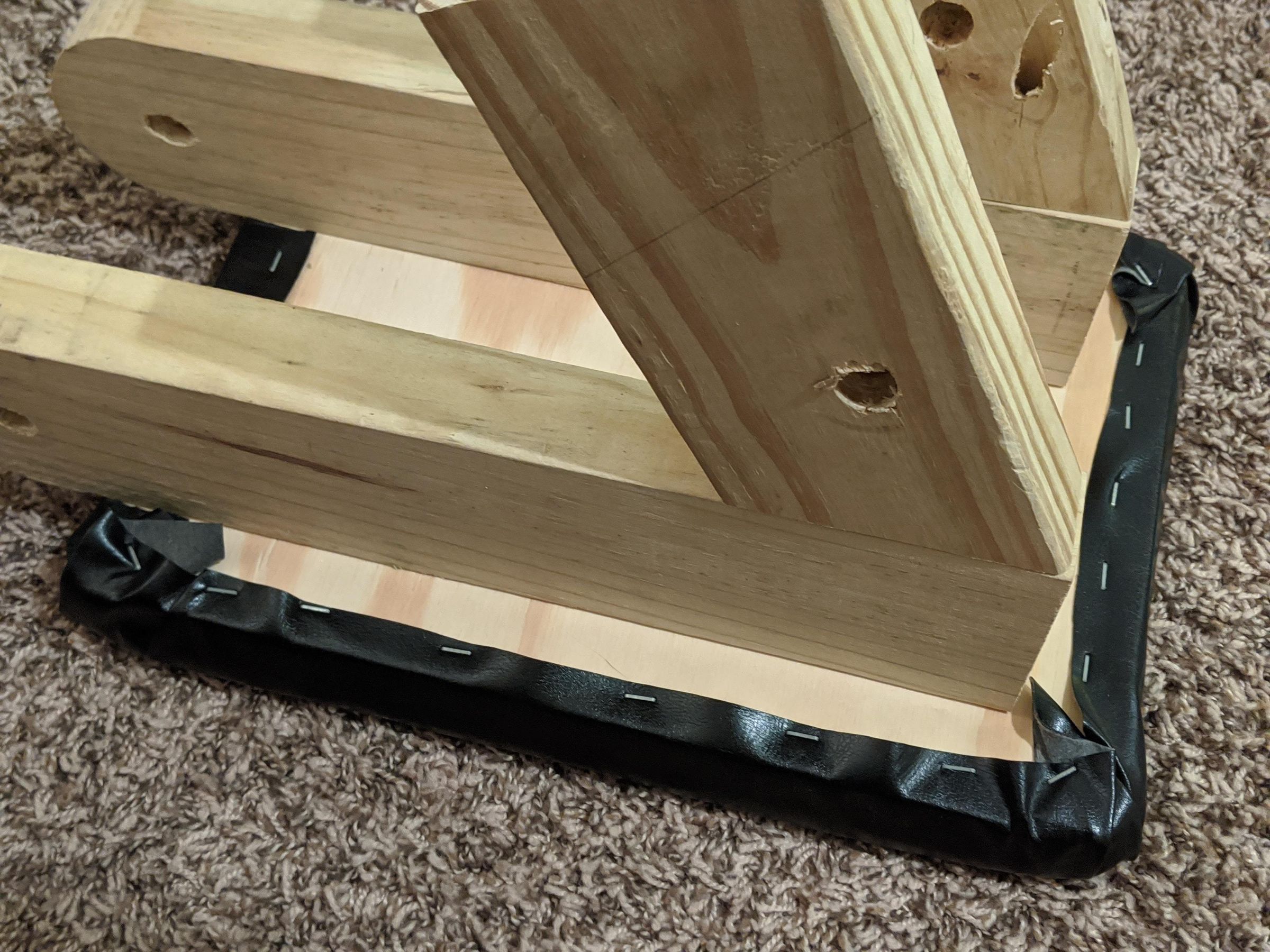 DIY Adjustable Wooden Weightlifting Bench : 12 Steps (with Pictures ...