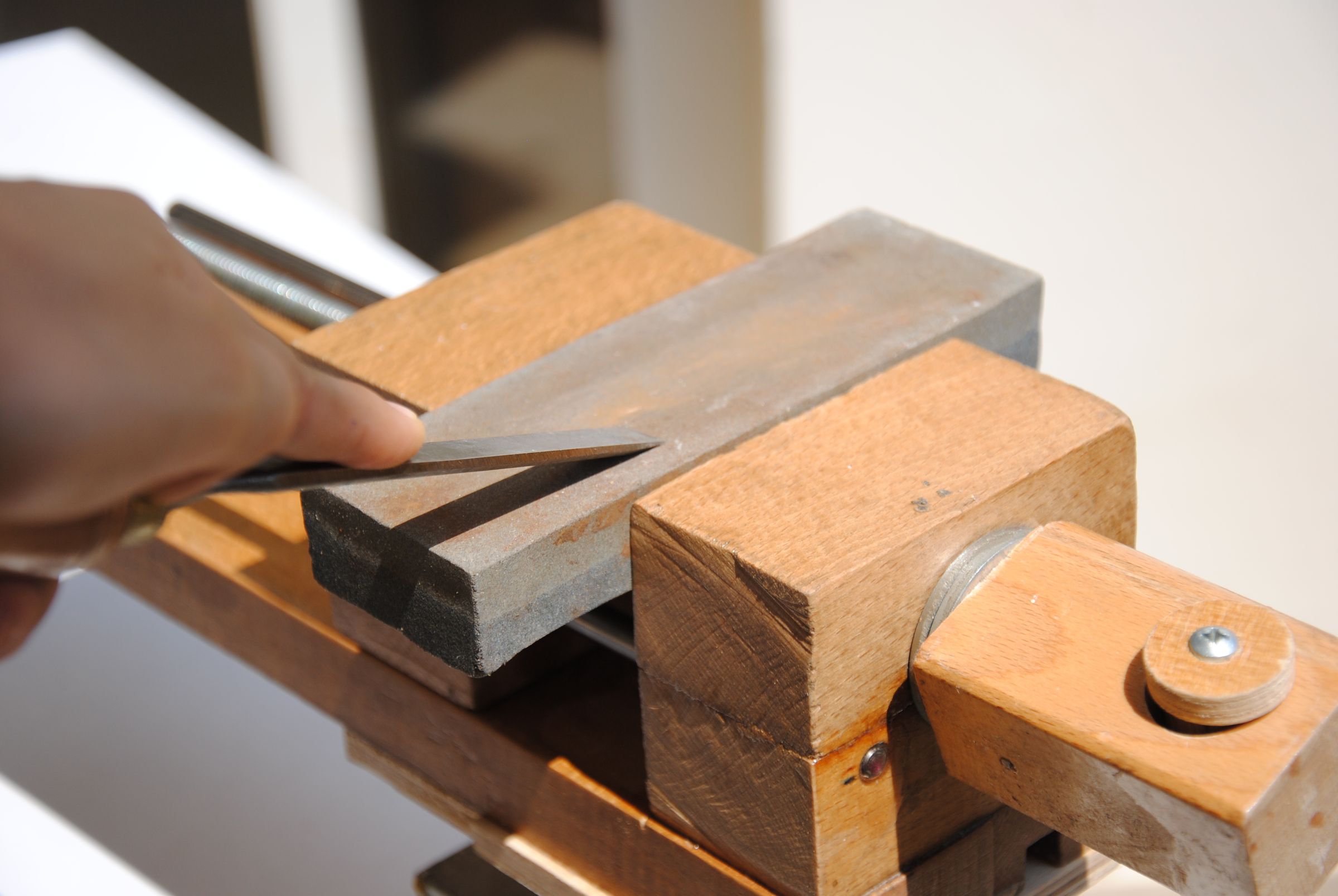 Top 10 Vise Hacks! : 10 Steps (with Pictures) - Instructables