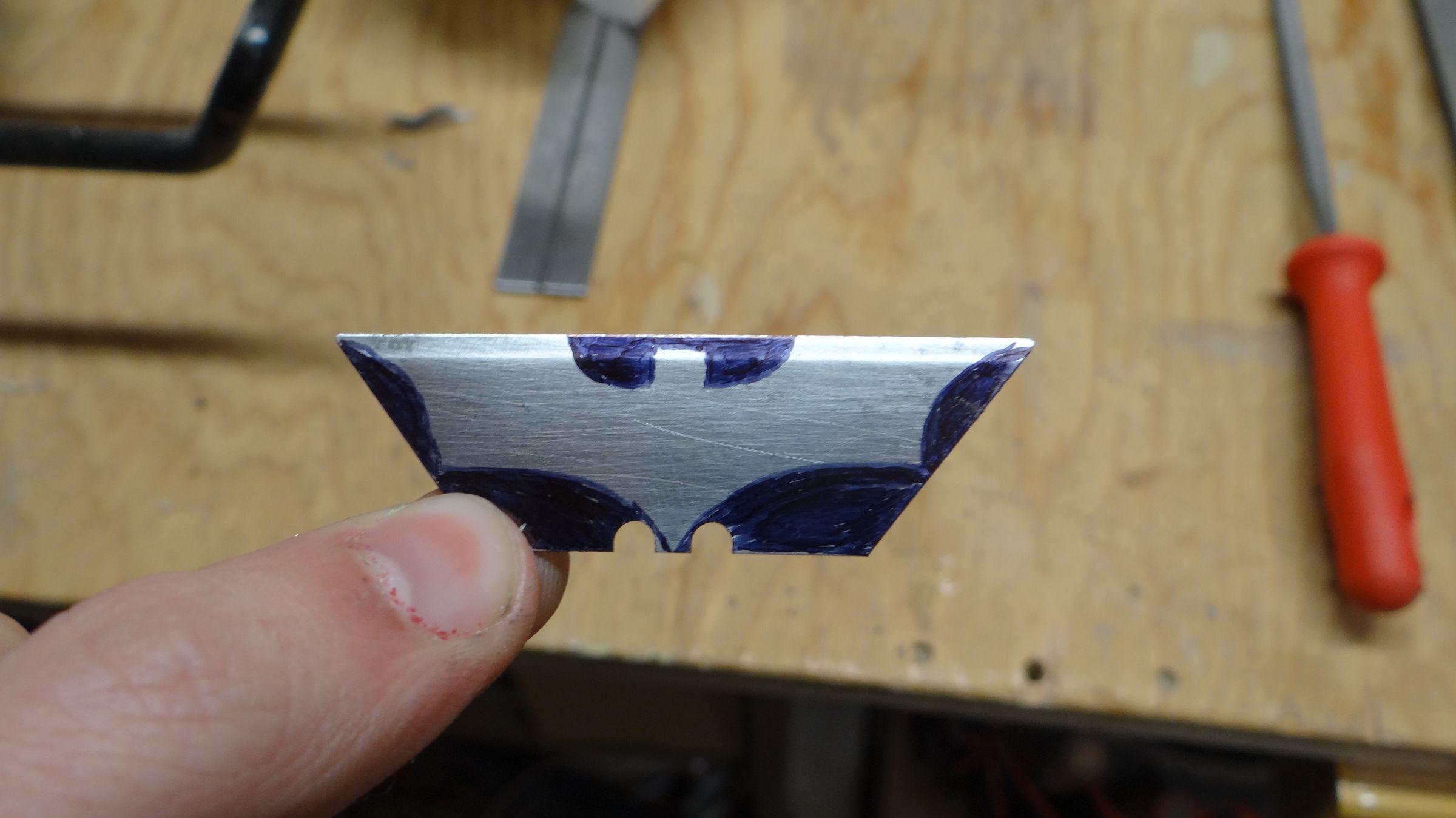 Razor Blade Batarang : 8 Steps (with Pictures) - Instructables