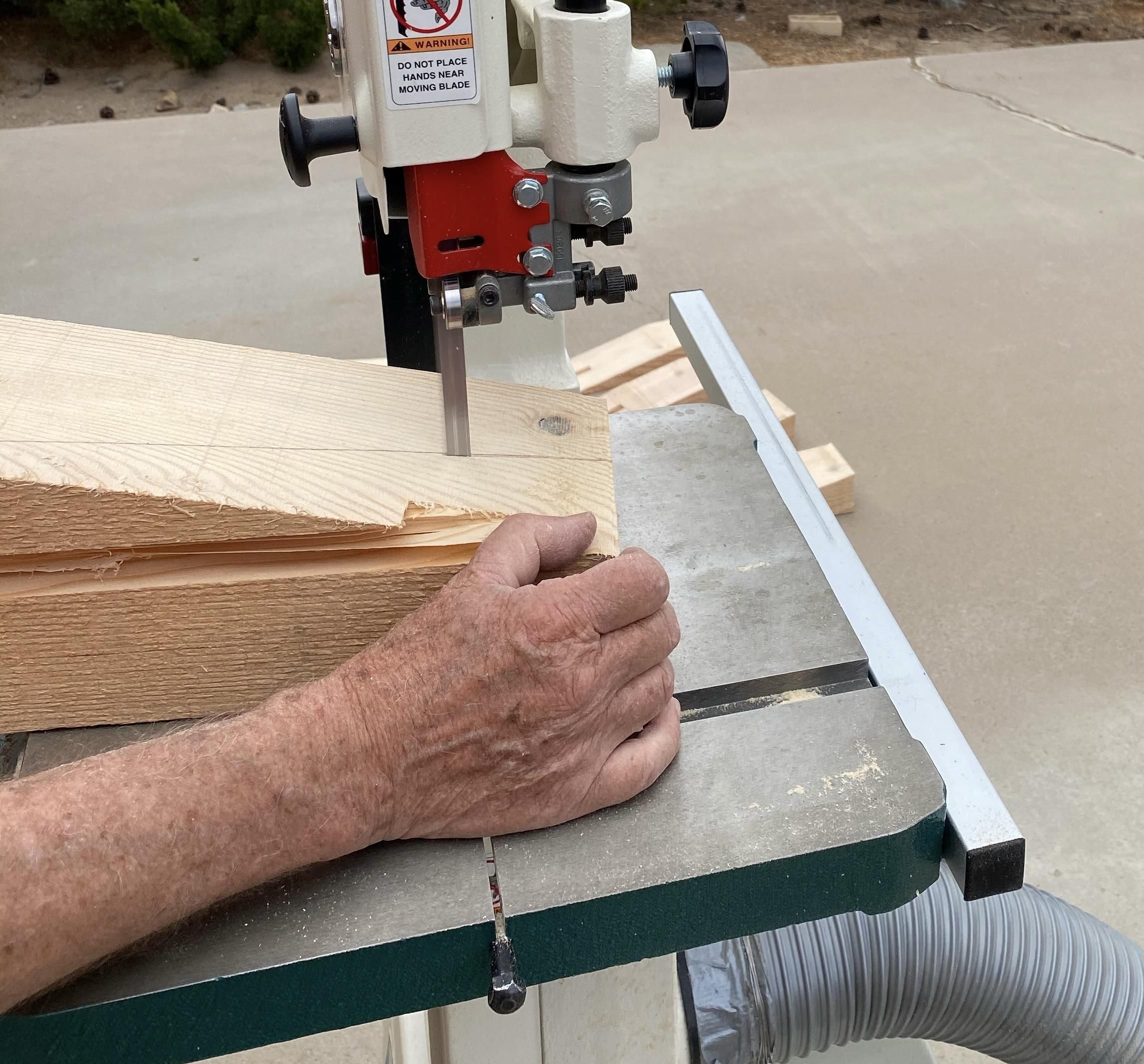 Backenzahn - a Small Side Table, Stool, or Plant Stand : 5 Steps (with ...