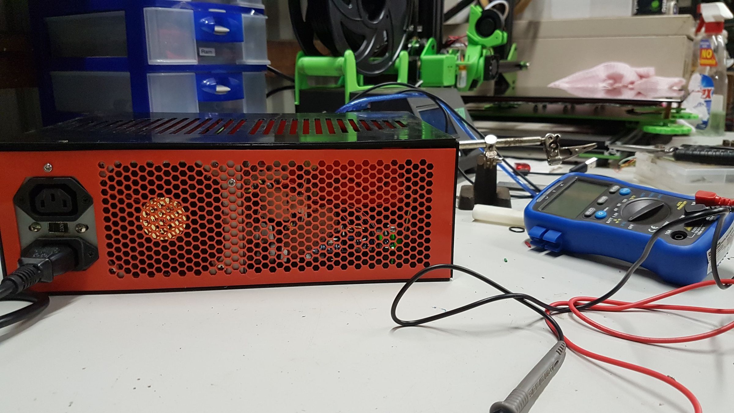 Variable Lab Bench Power Supply! : 6 Steps (with Pictures) - Instructables