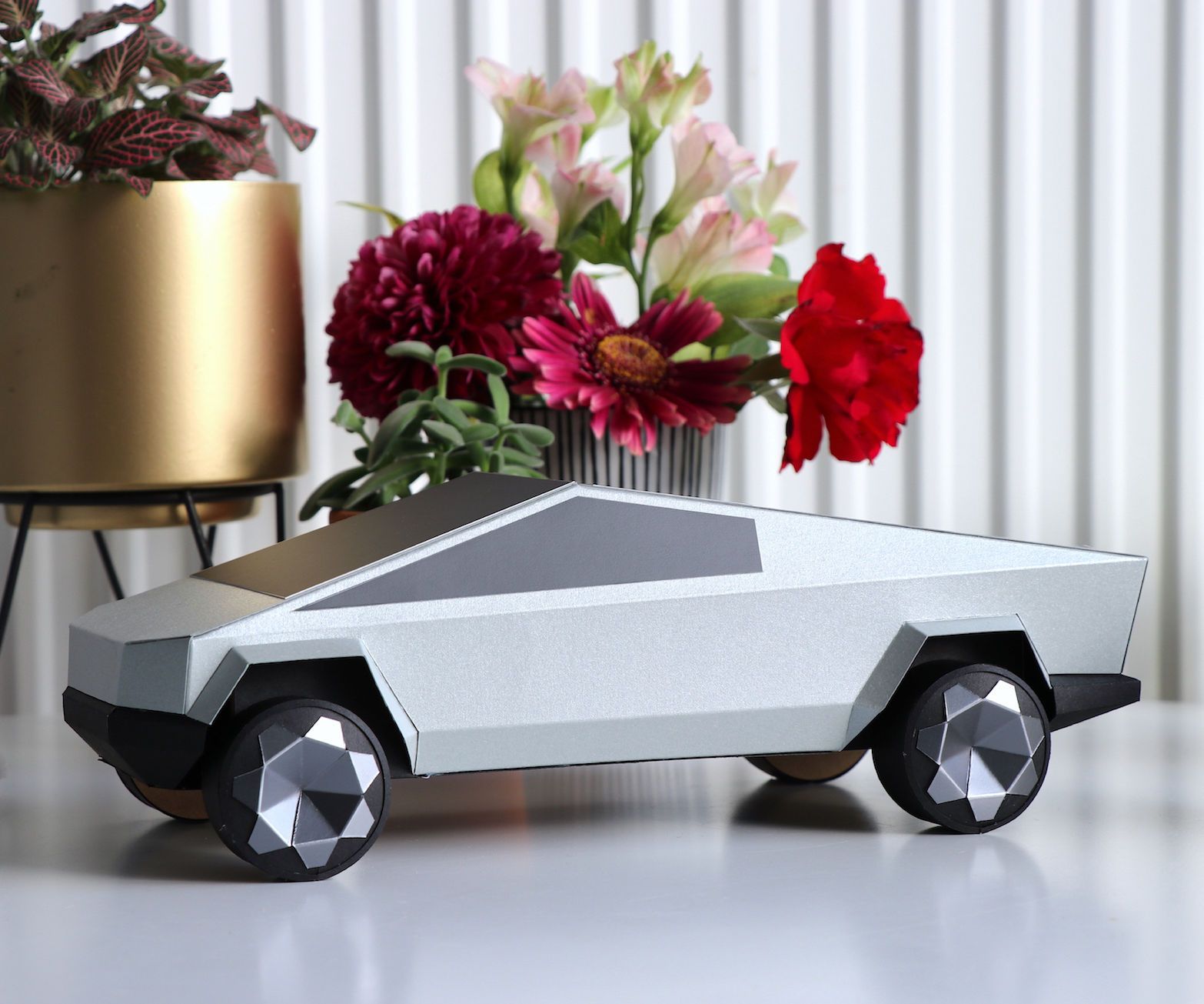 Tesla Cybertruck DIY Made of Paper! :) : 9 Steps (with Pictures ...