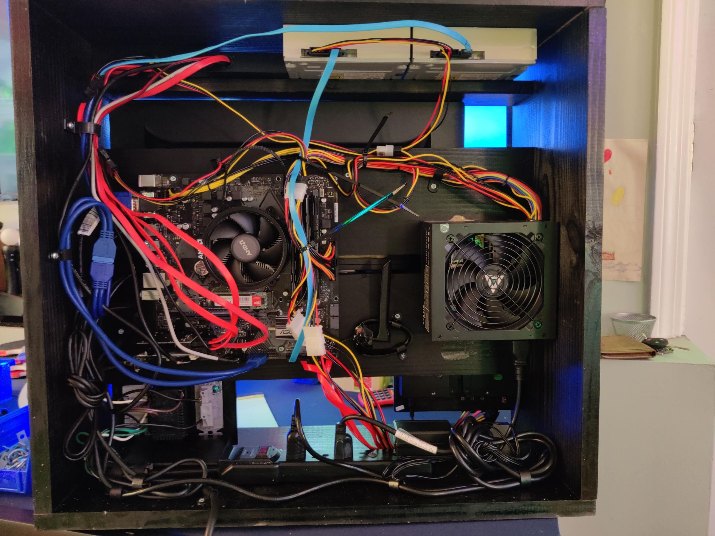 Internet of Things Workstation : 9 Steps - Instructables