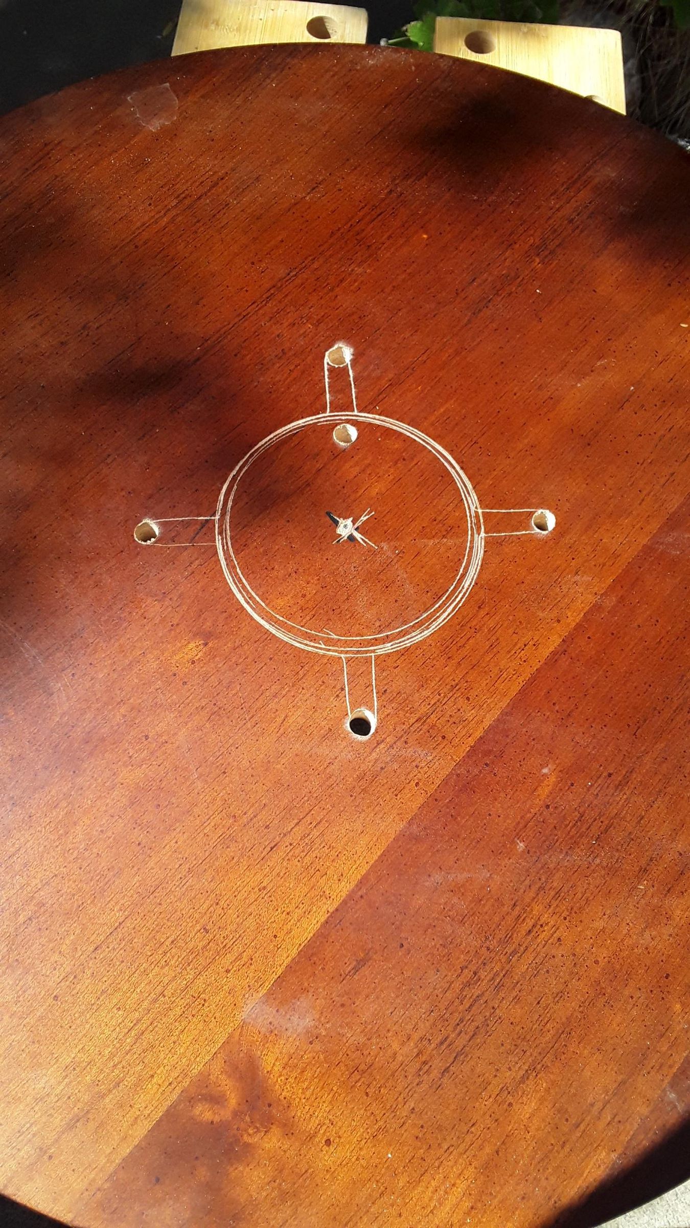 Compass Display Table With Indirect Lighting : 6 Steps (with Pictures ...