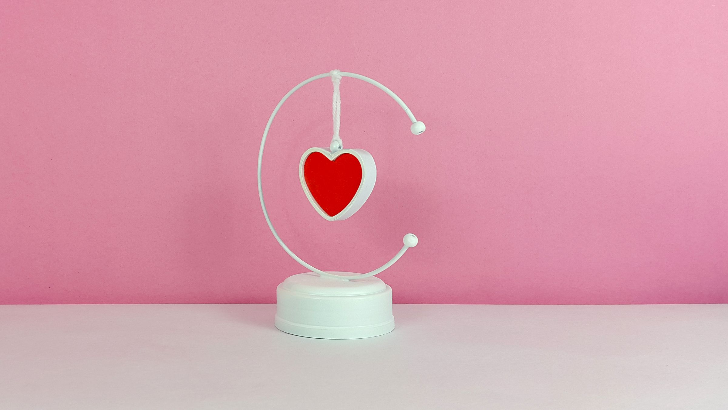 DIY Paper Heart Showpiece | How to Make a Paper Heart Showpiece : 6 ...