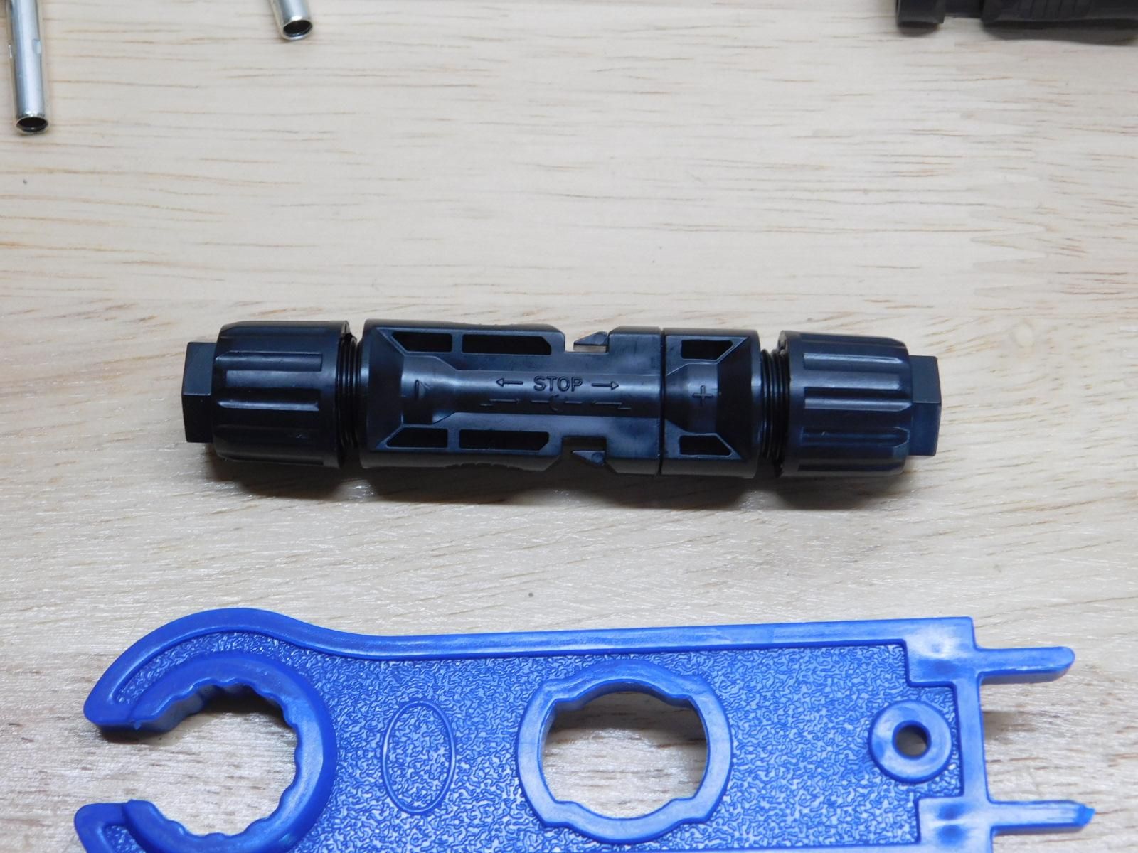 MC4 Connectors : 5 Steps - Instructables