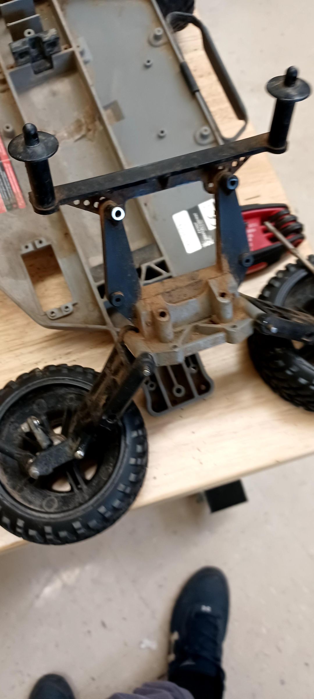 Restore a Junked-up RC Car (Part 1) : 6 Steps - Instructables
