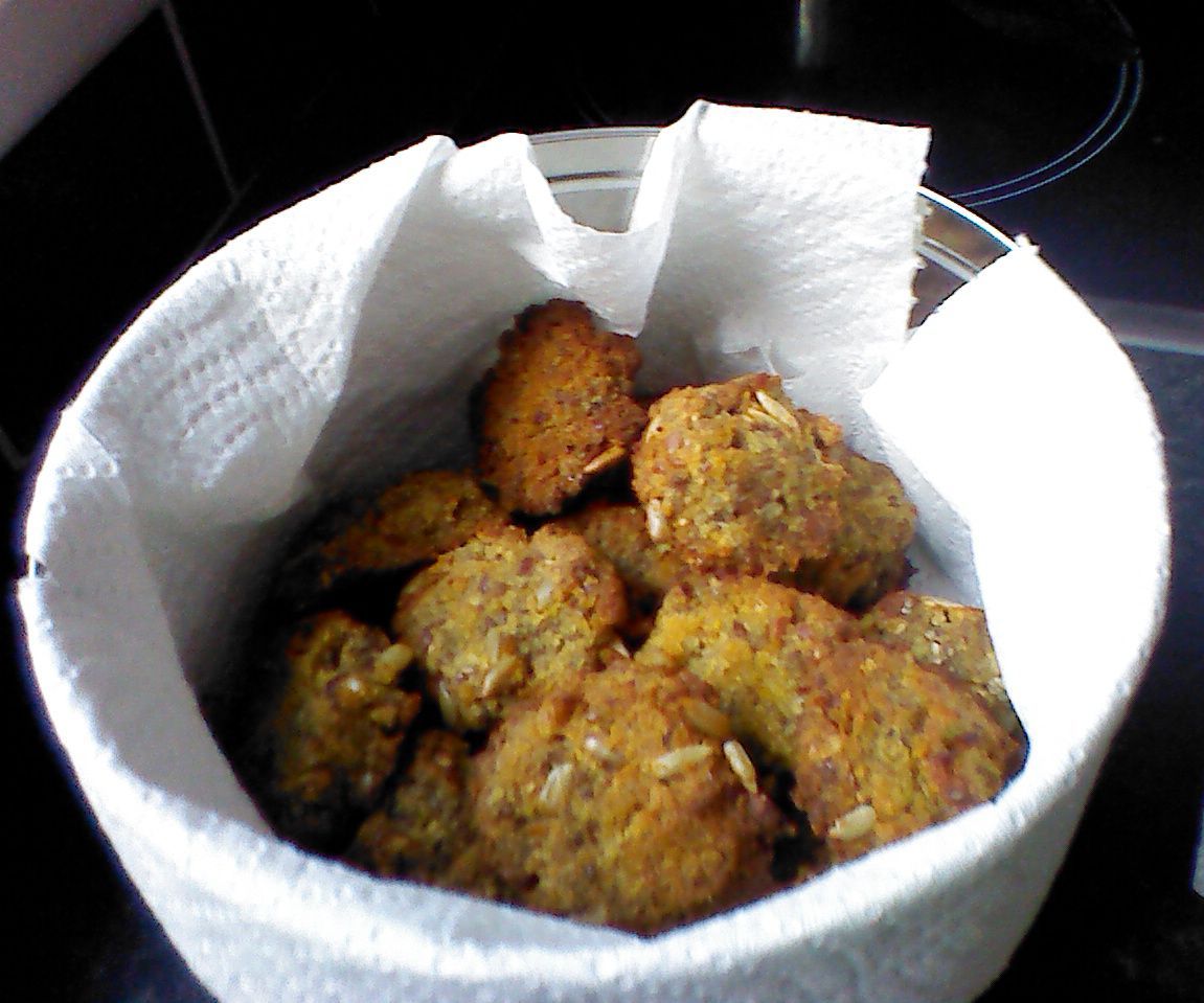 Apple-Core Cookies : 4 Steps - Instructables