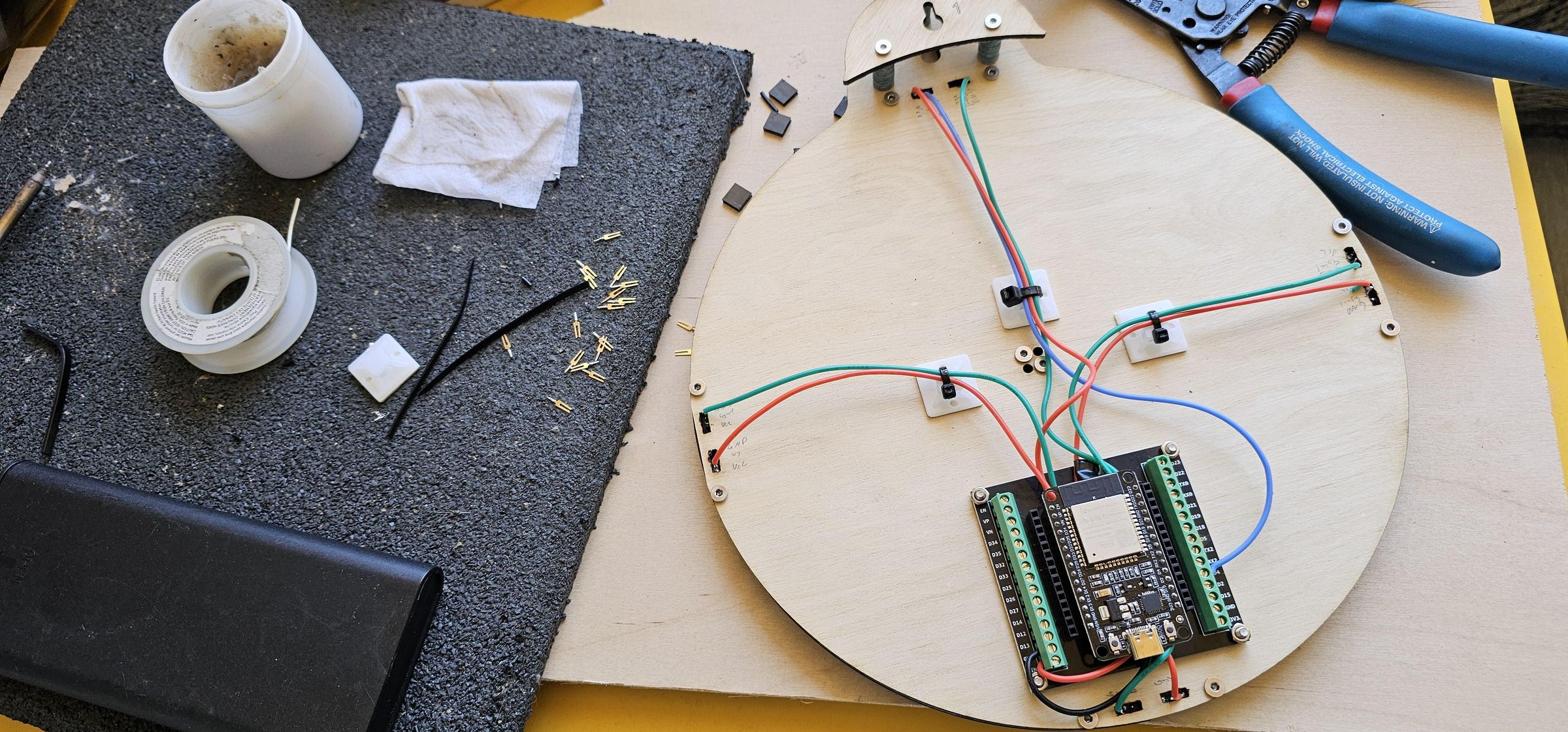 Vibe Clock REV02 : 3 Steps - Instructables