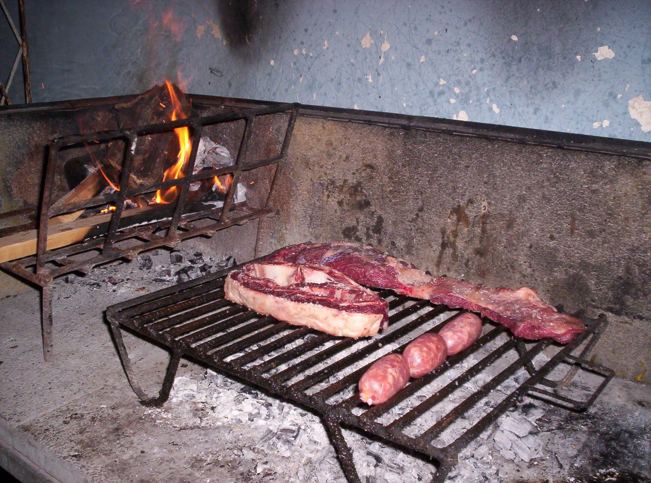Asado Argentino (Argentinian BBQ) : 9 Steps - Instructables