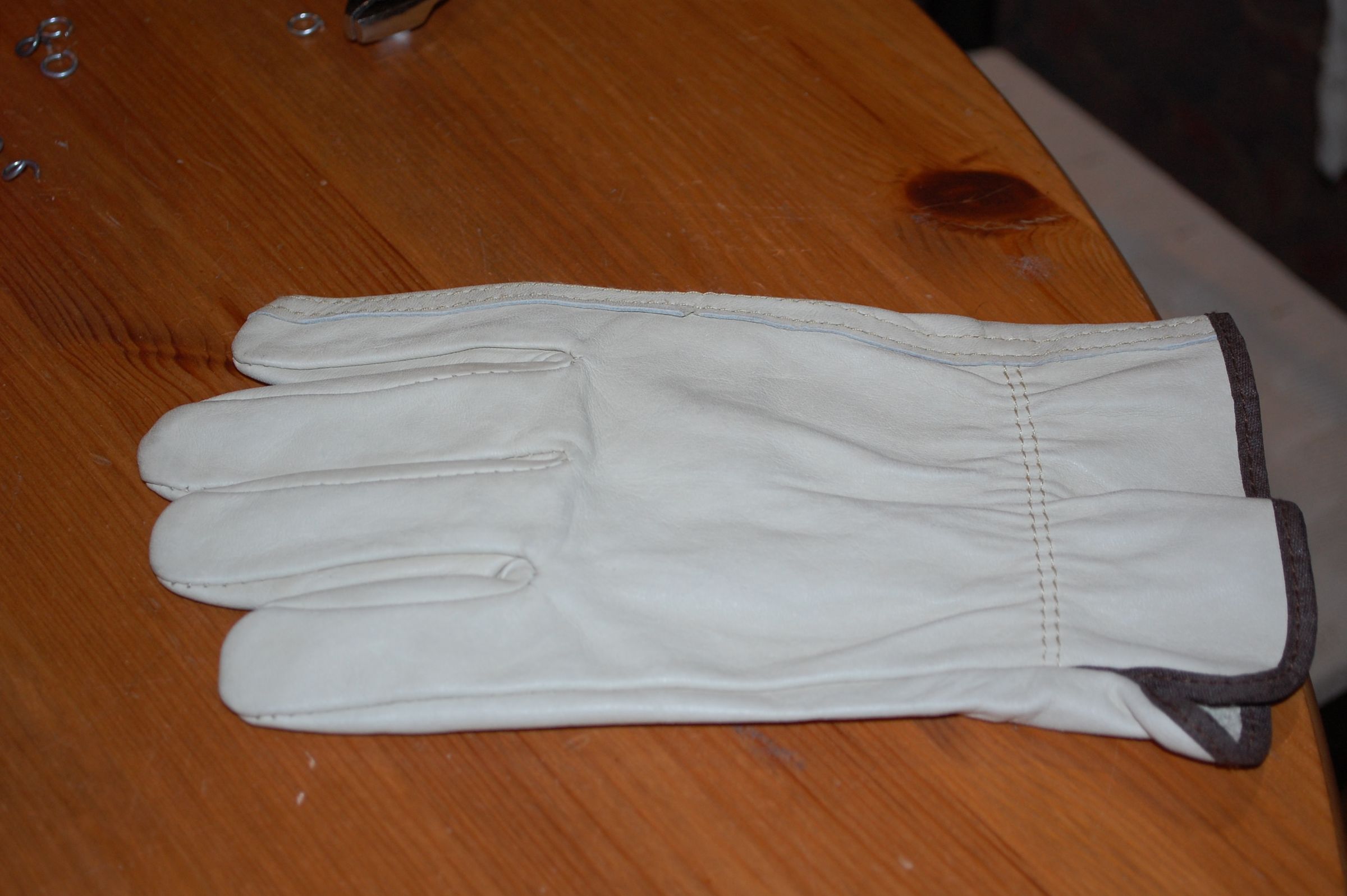 How to Make a Chainmail Glove : 3 Steps (with Pictures) - Instructables