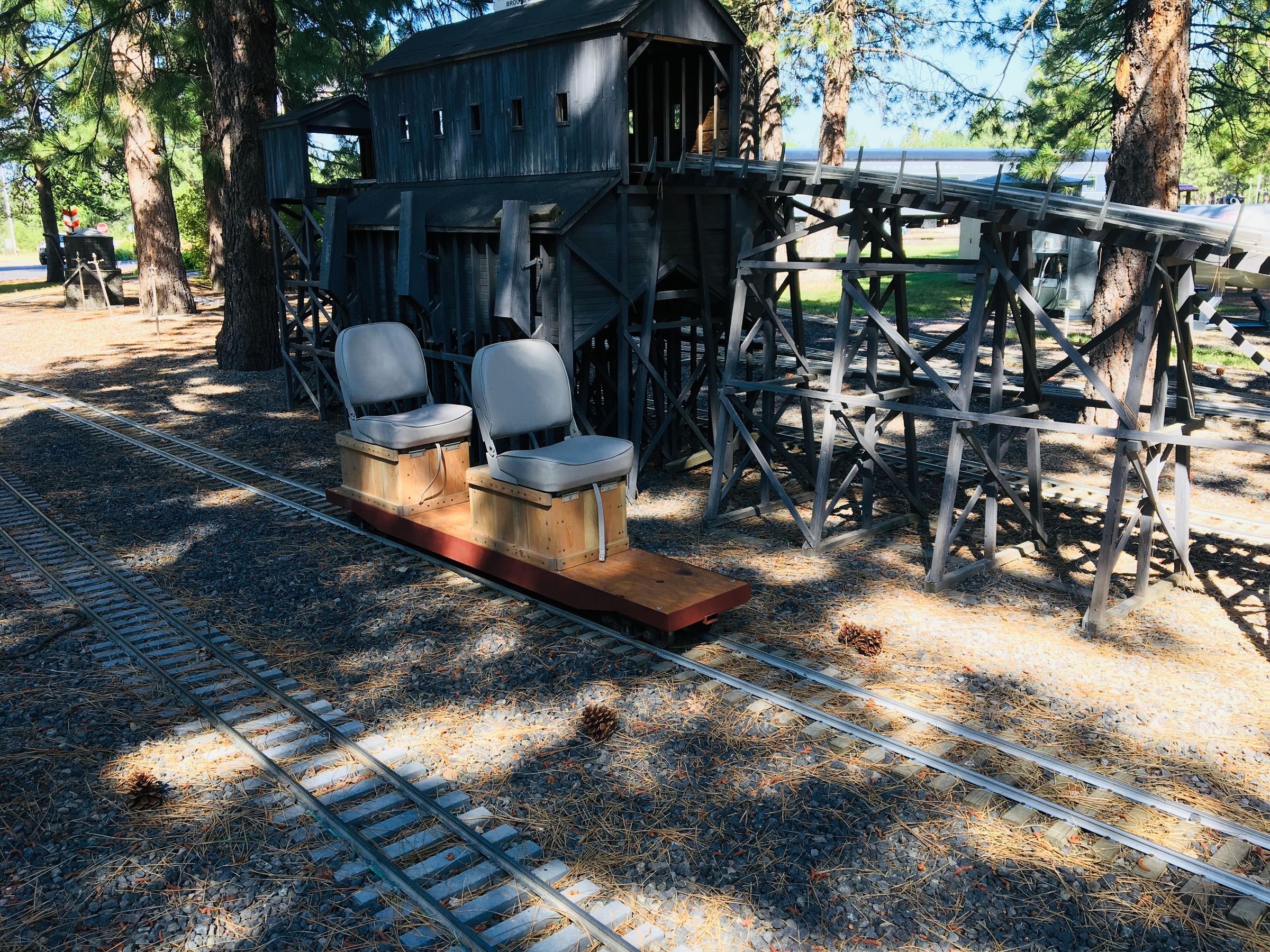 7 1/2 Gauge Rideable Flat Train Car : 13 Steps (with Pictures ...