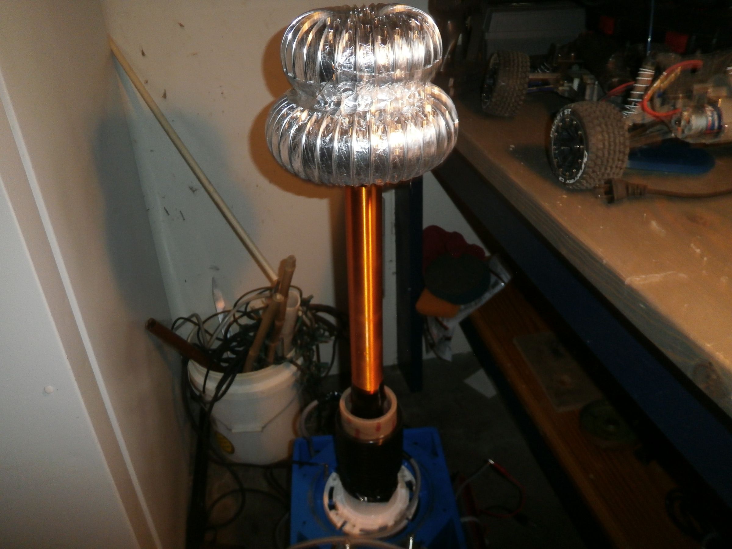 How to Build a Spark Gap Tesla Coil (SGTC) : 10 Steps (with Pictures ...
