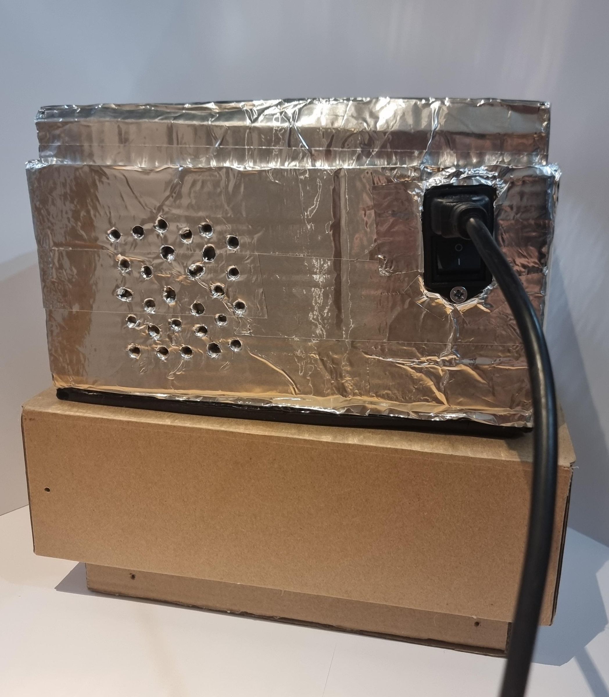 Peltier Thermo-electric Mini-Fridge: a STEM Classroom Engineering ...