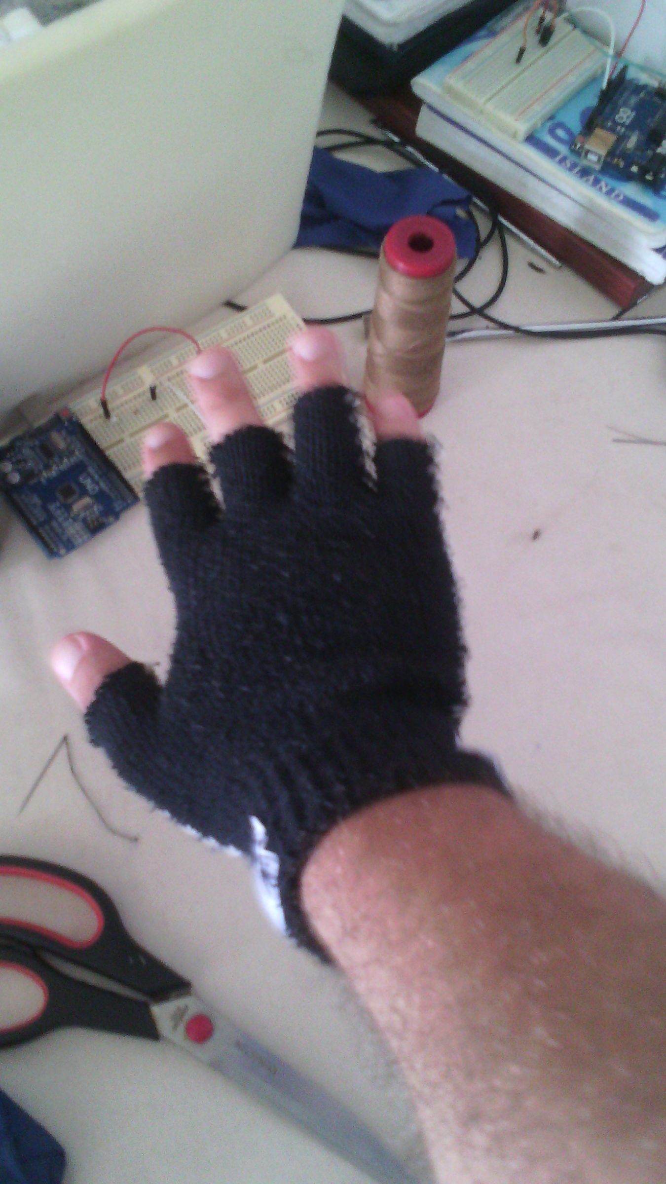 Read Hand Gestures Using Arduino : 6 Steps - Instructables