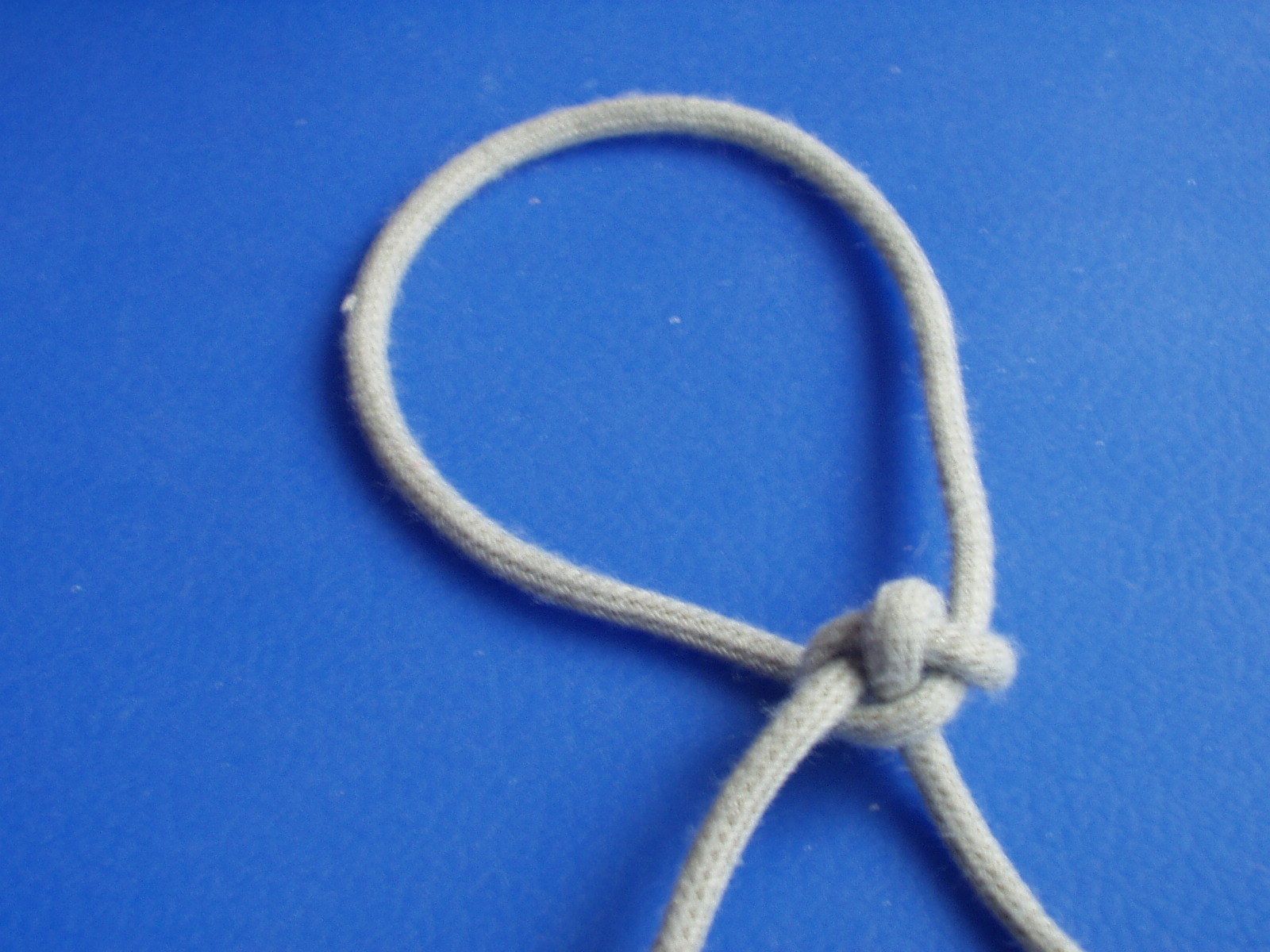 Slide and Lock Loop : 6 Steps - Instructables