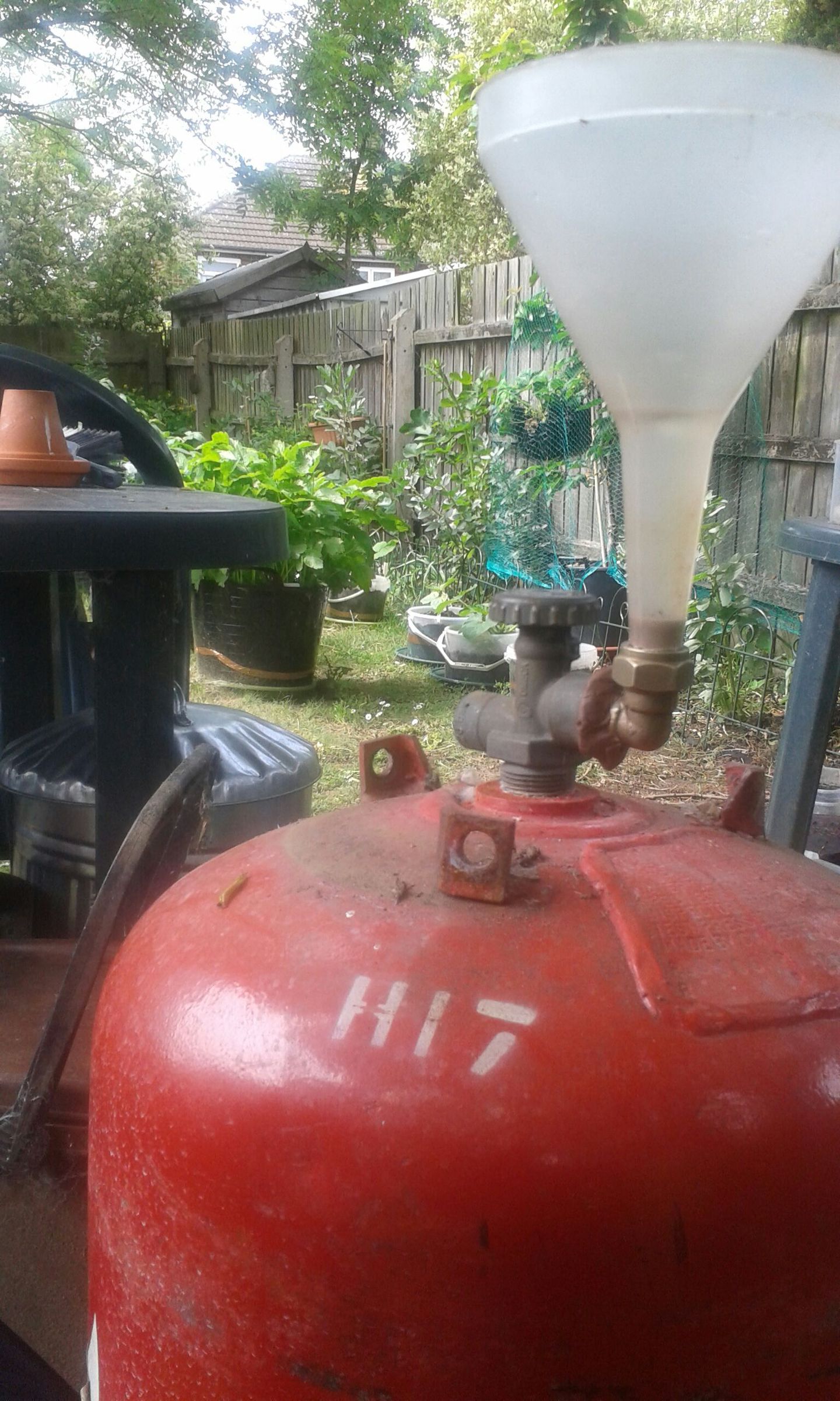 Purging a Gas Cylinder : 6 Steps (with Pictures) - Instructables