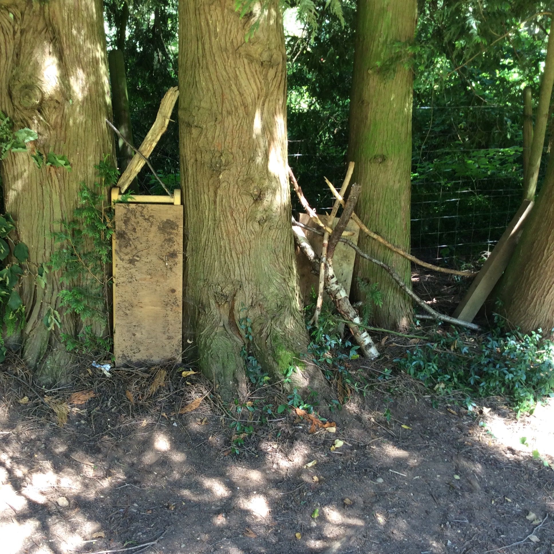 Multi Use Fort / Survival Shelter : 5 Steps - Instructables