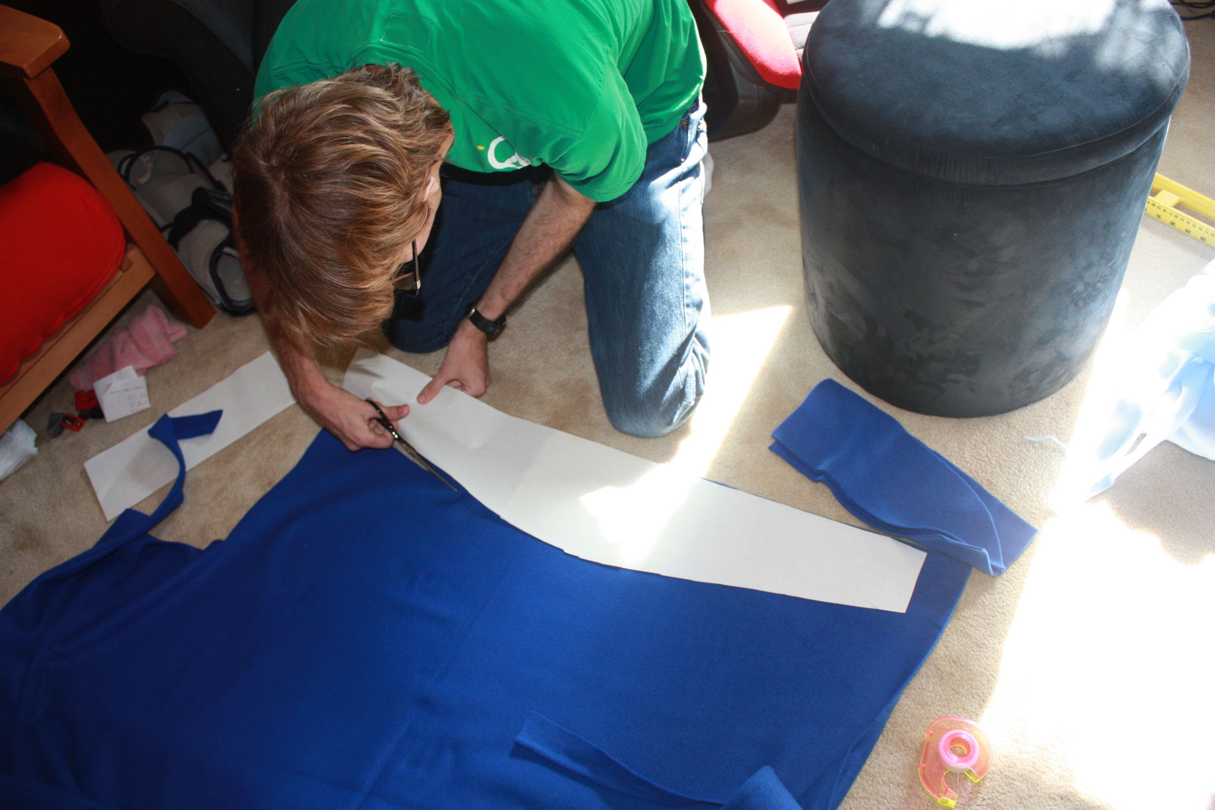 "Snuggie" Character Costume : 19 Steps (with Pictures) - Instructables