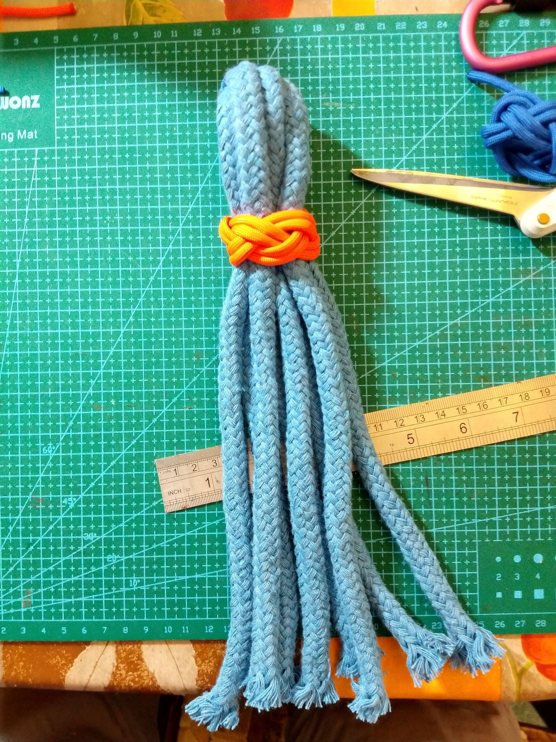 Octopus Archery Tassel : 9 Steps - Instructables