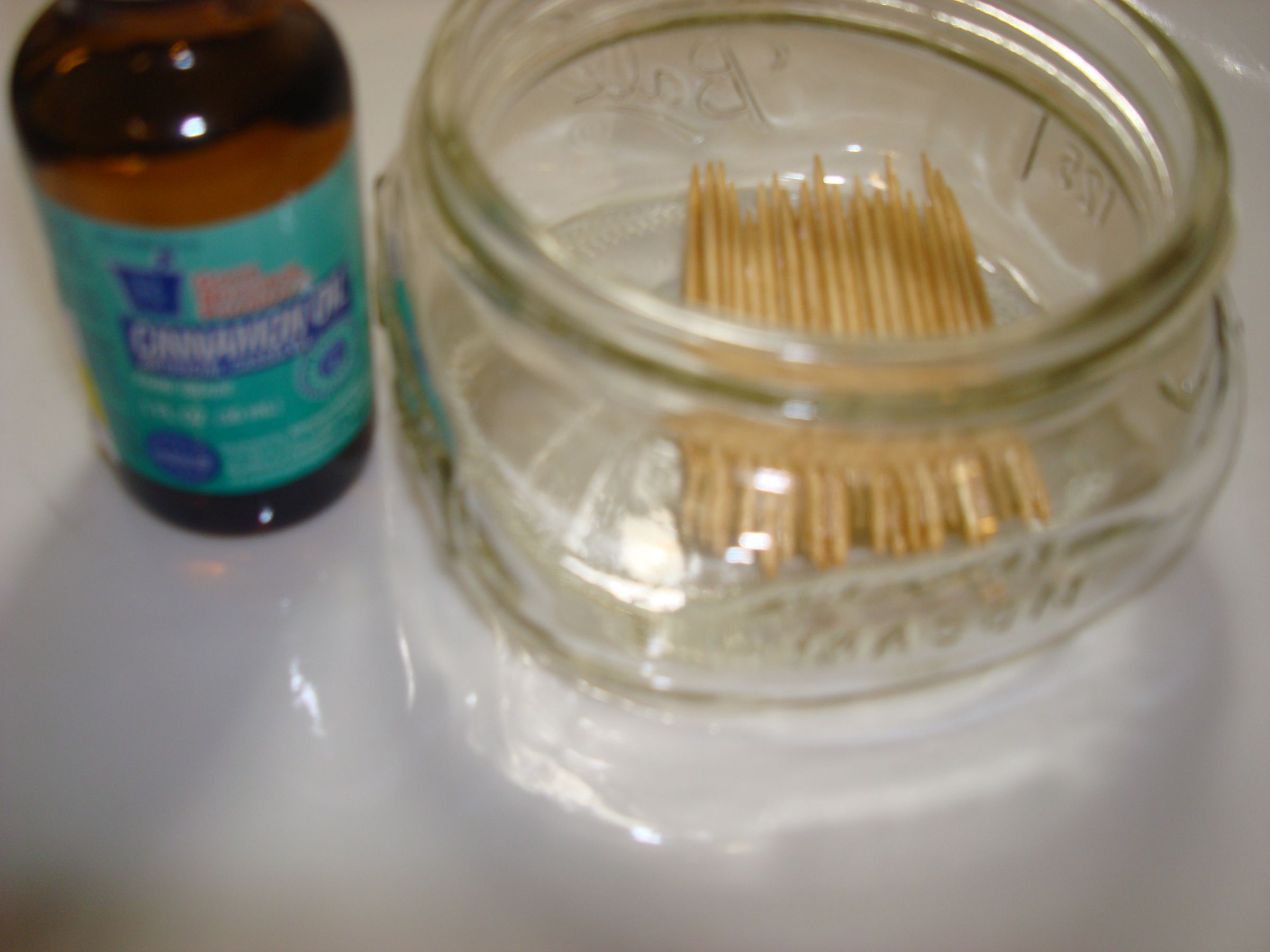 How to Make Hot Cinnamon Tooth Picks by Infusing : 6 Steps (with ...
