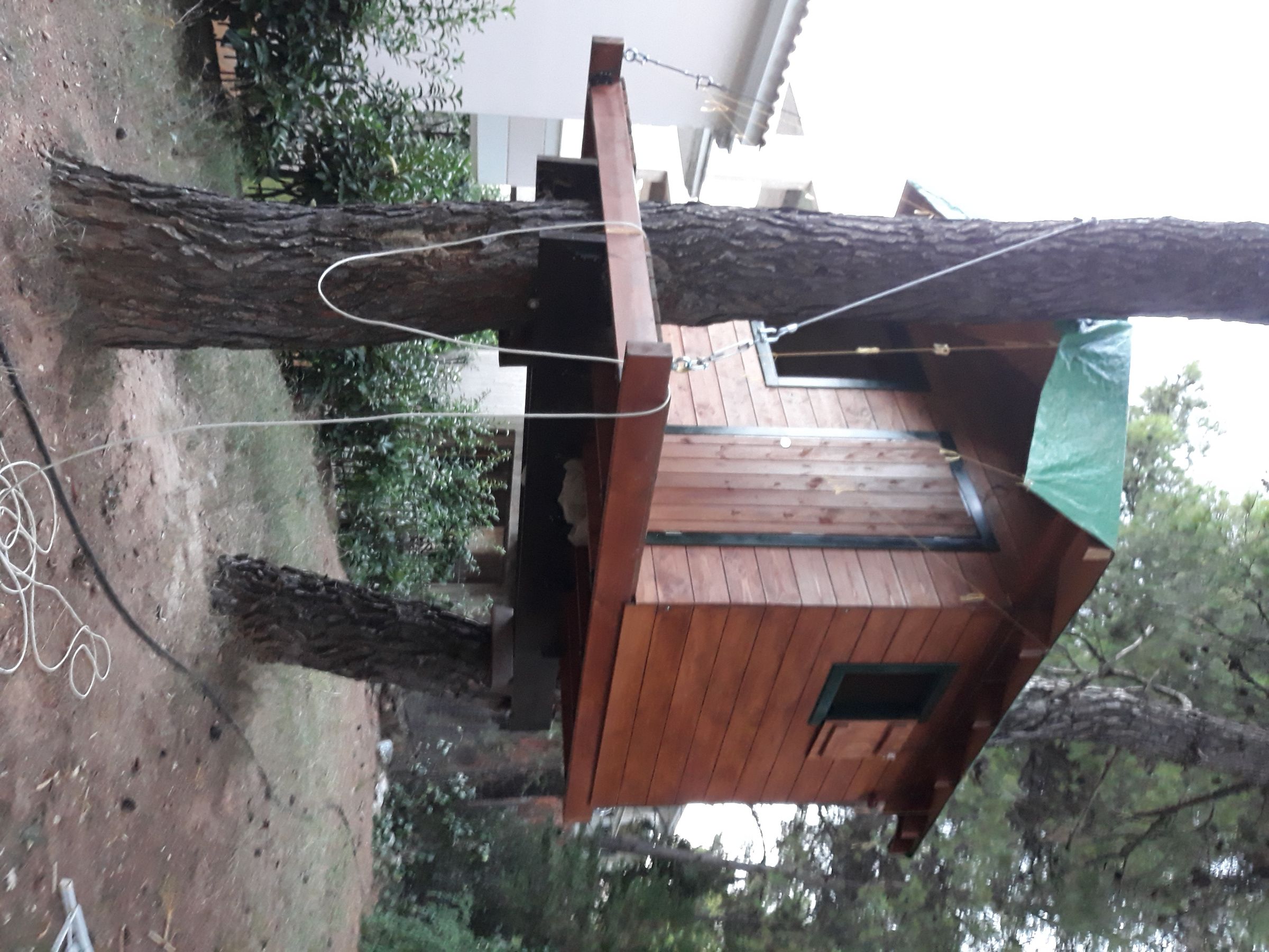 Treehouse on Two Trees : 22 Steps (with Pictures) - Instructables