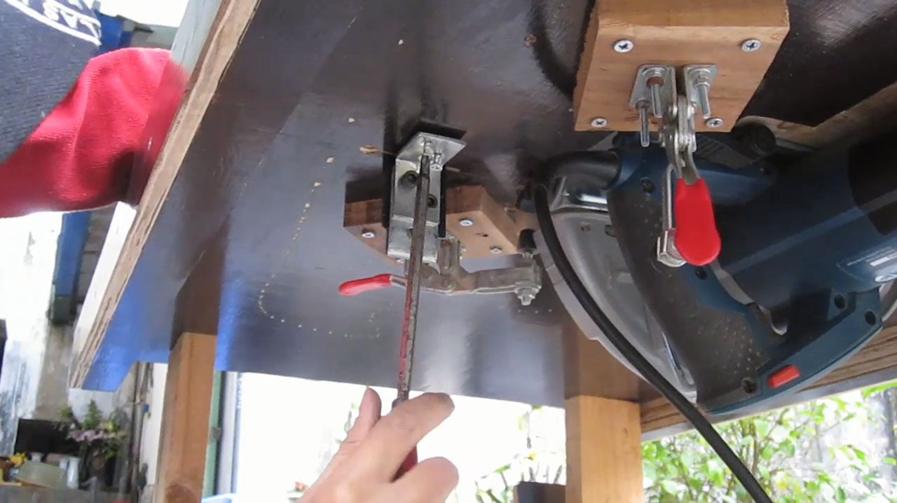 How to Make a Table Saw - Anti KickBack for DIY Table Saw - Guard ...