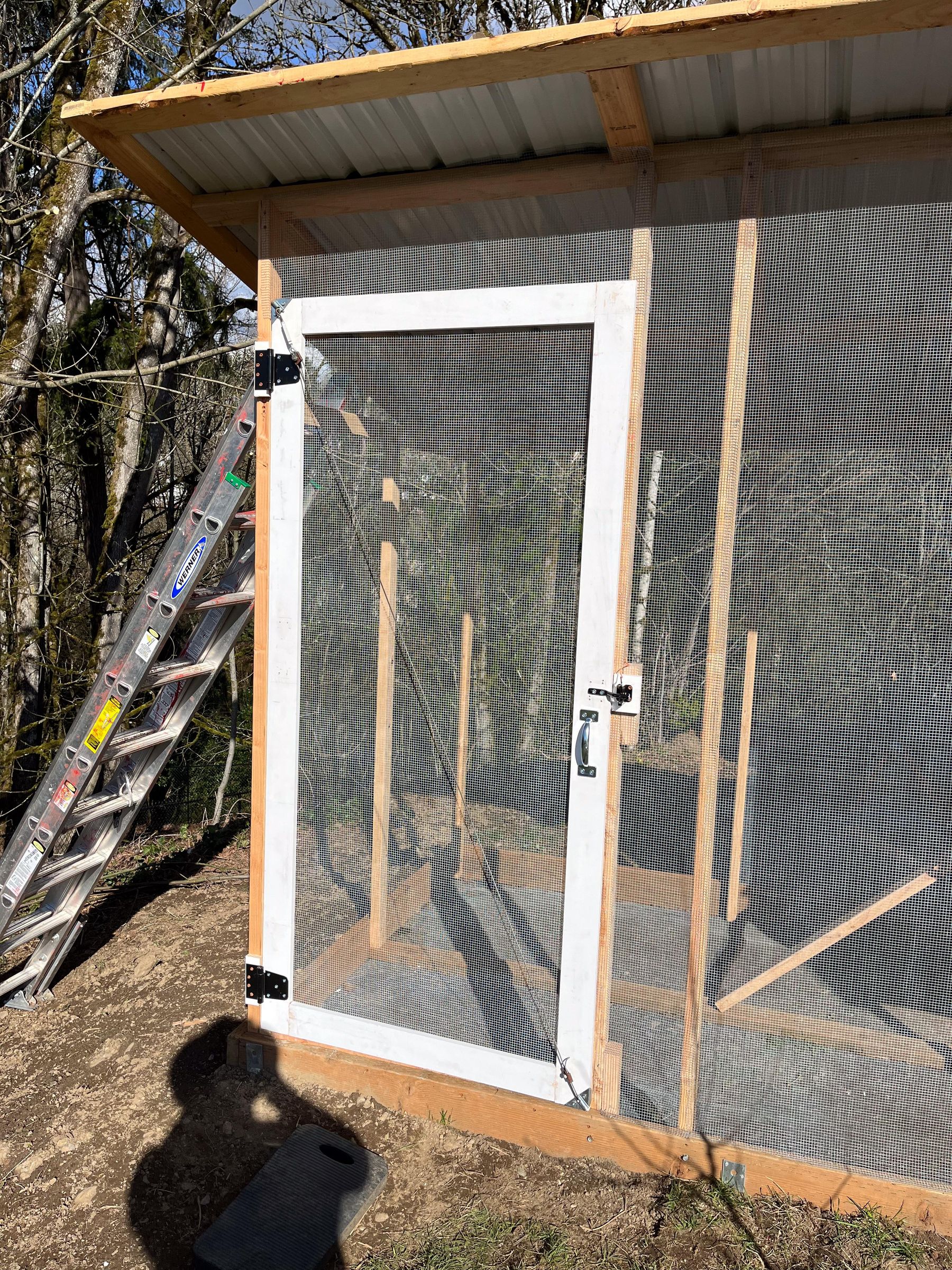 Build a DIY Chicken Palace : 7 Steps (with Pictures) - Instructables