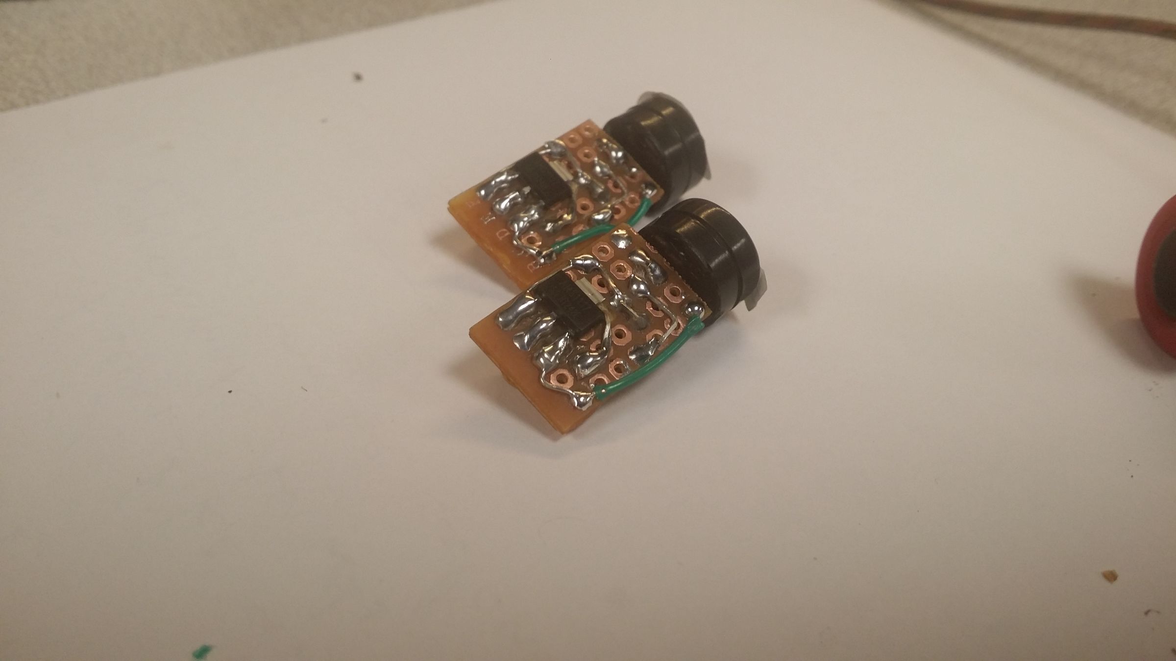 Simple Compact 5v Voltage Regulator With Low Battery Alarm : 6 Steps ...