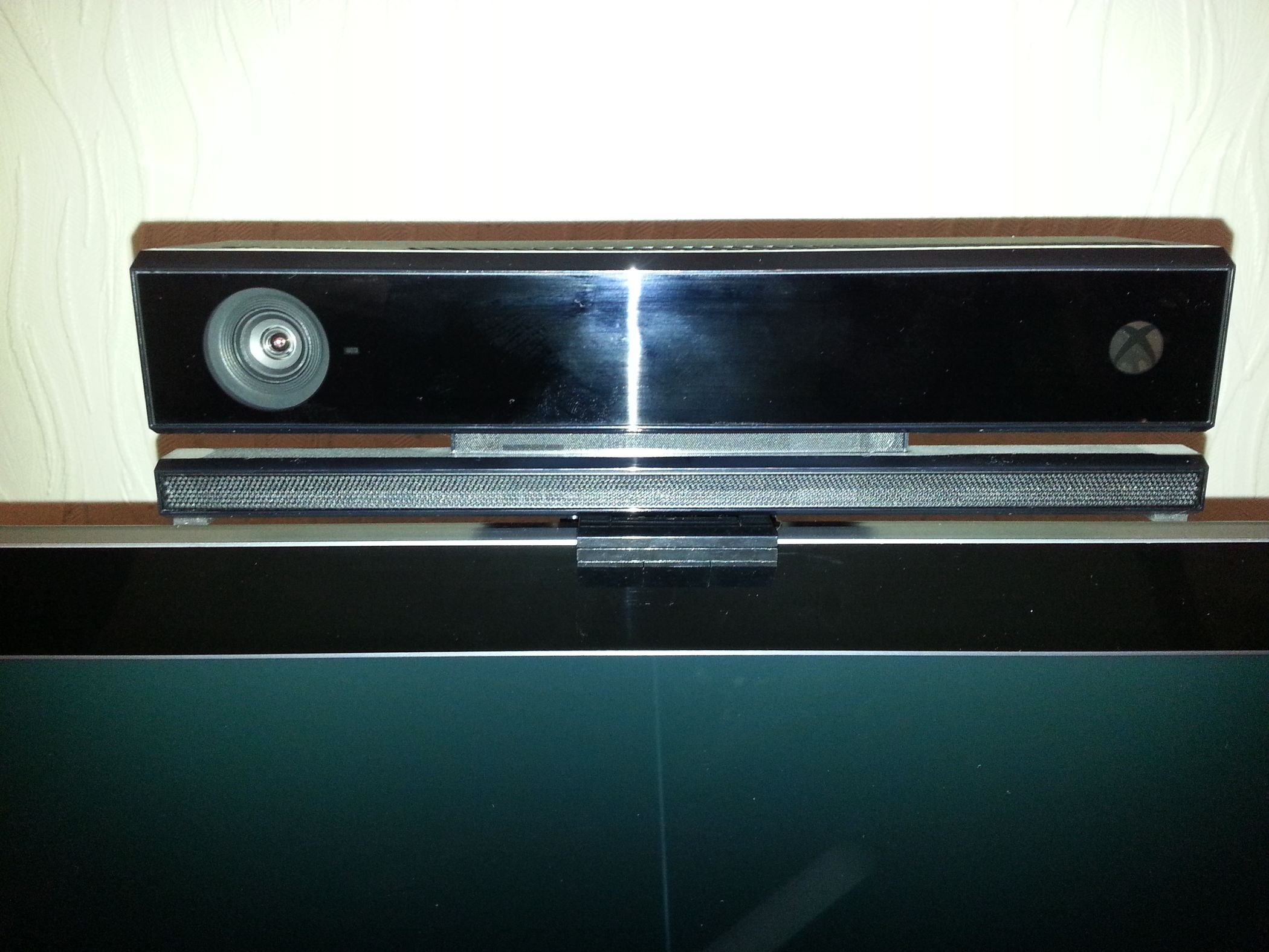 Sturdy Lego Xbox One Kinect TV Stand : 6 Steps - Instructables