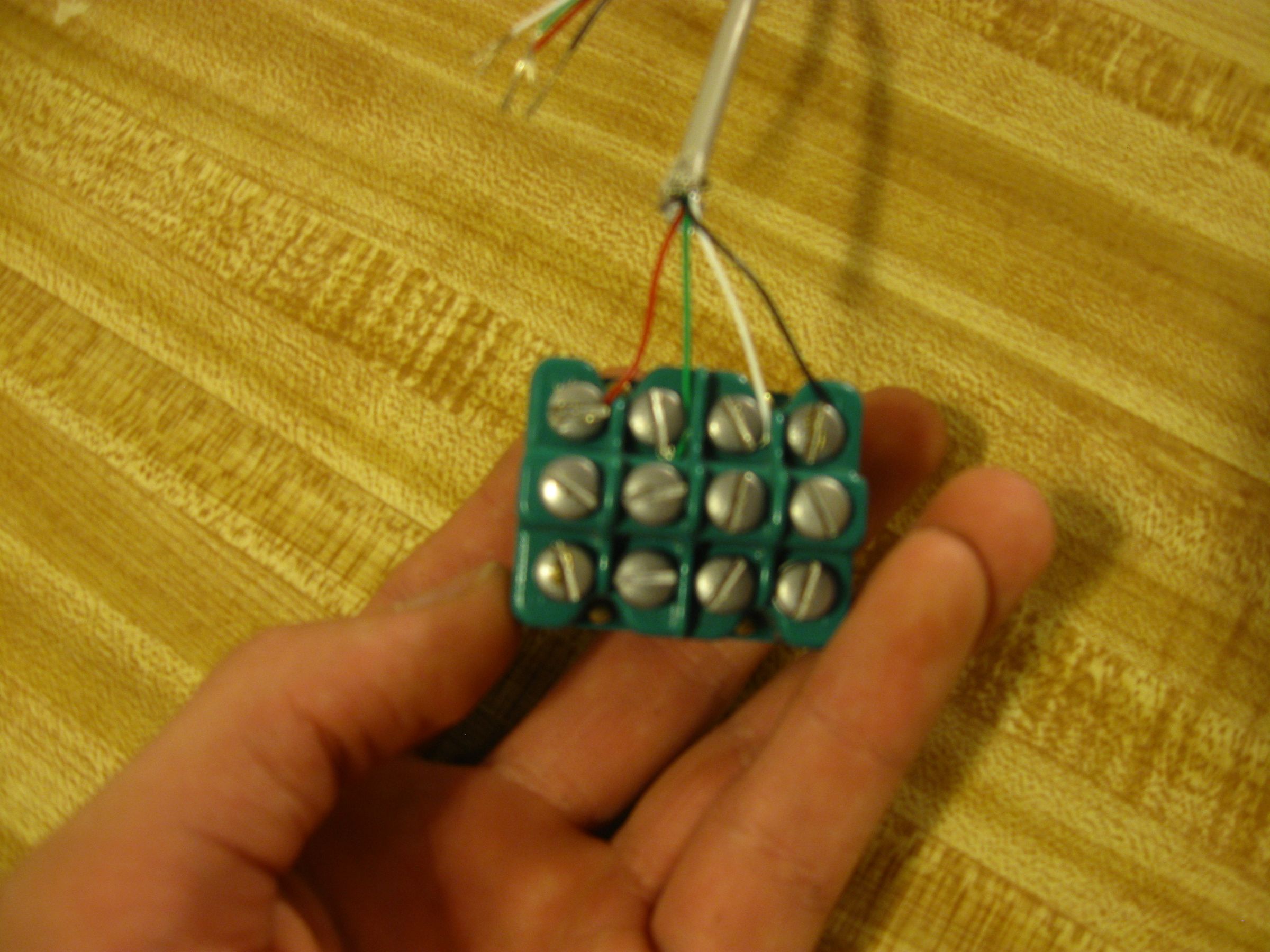 Simple USB Switch : 4 Steps - Instructables